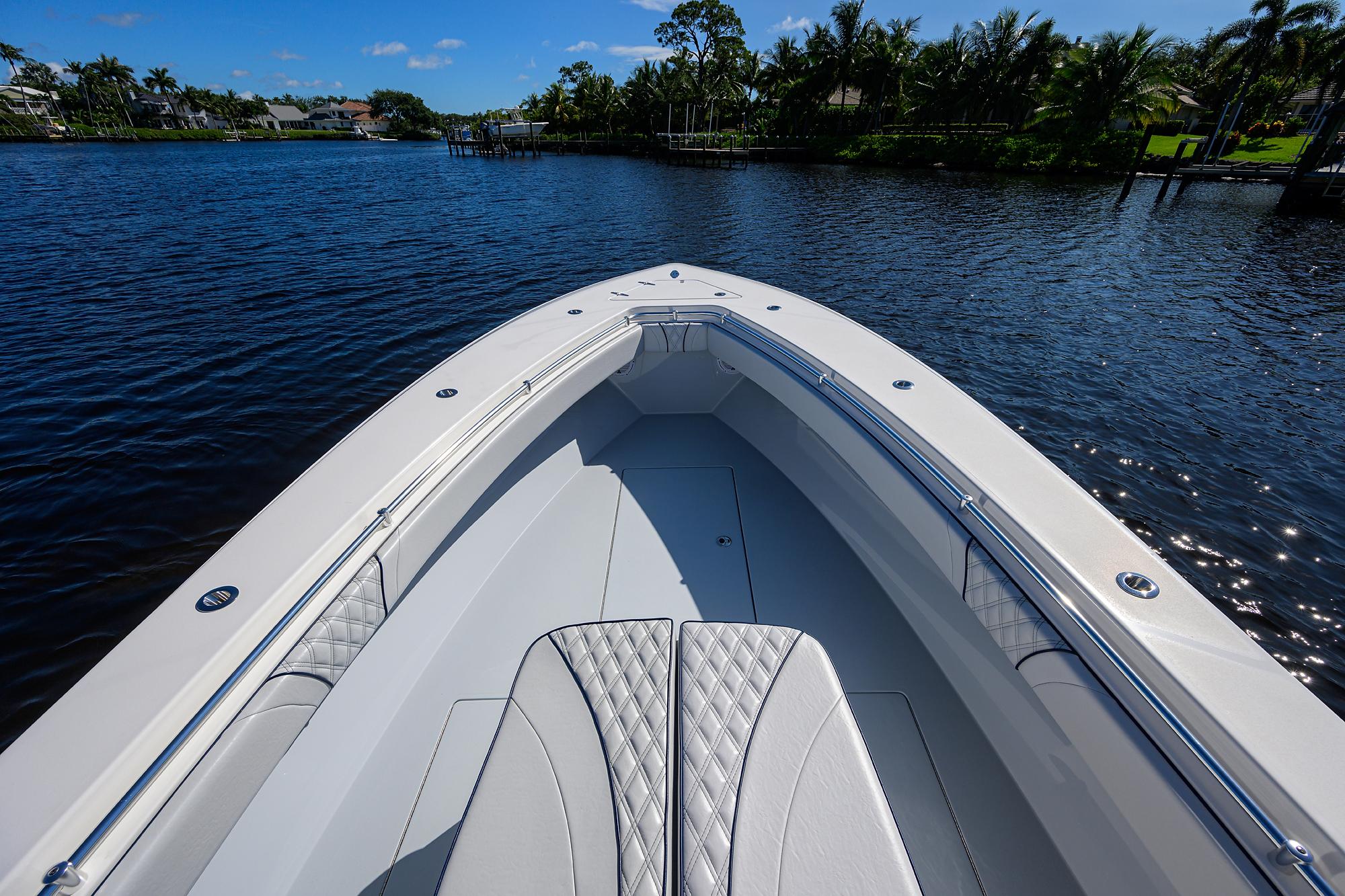 2022 Contender 32ST Centre Console for sale - YachtWorld