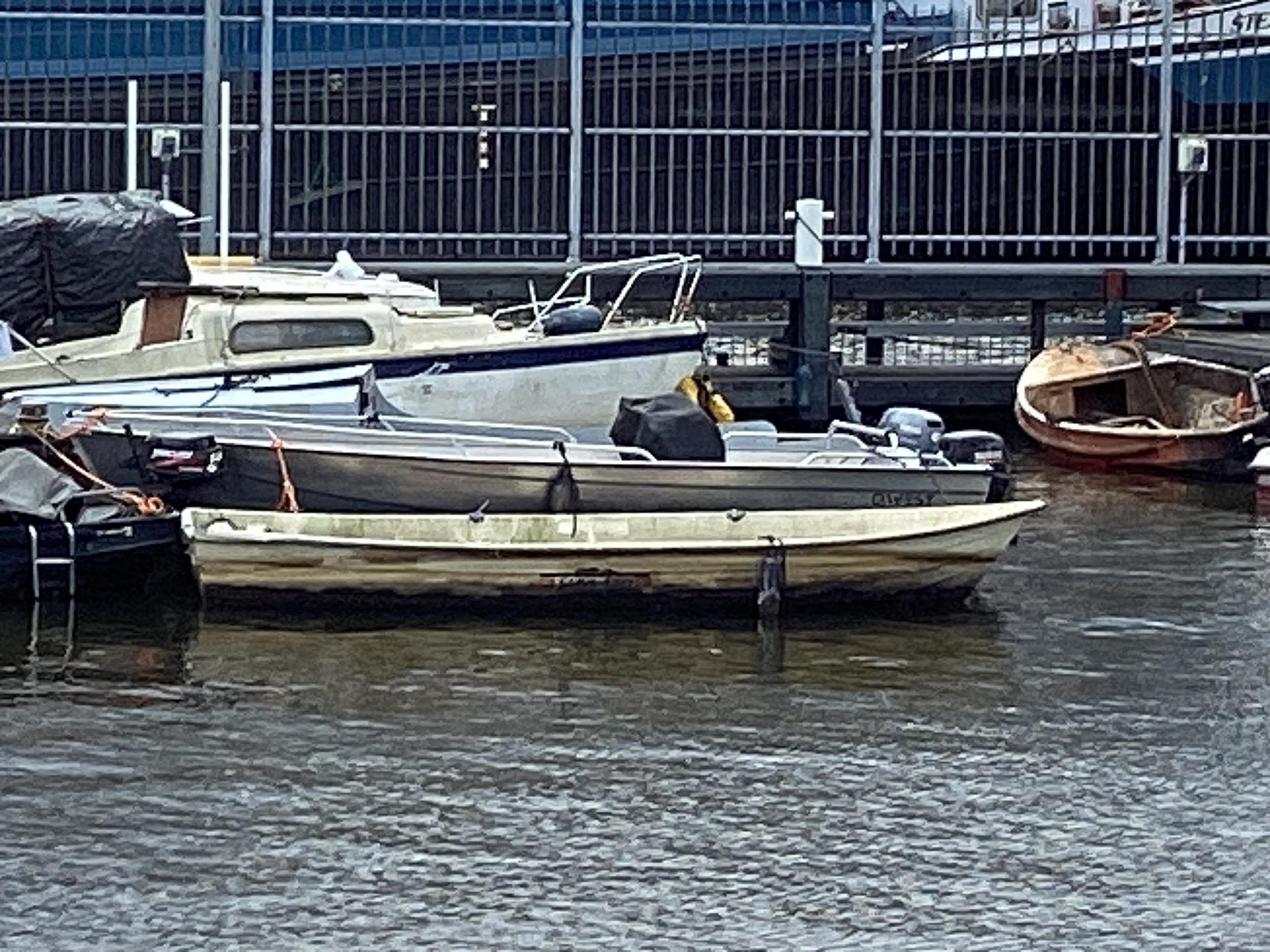 Tweedehands 1900 Open Boot 500 | YachtFocus