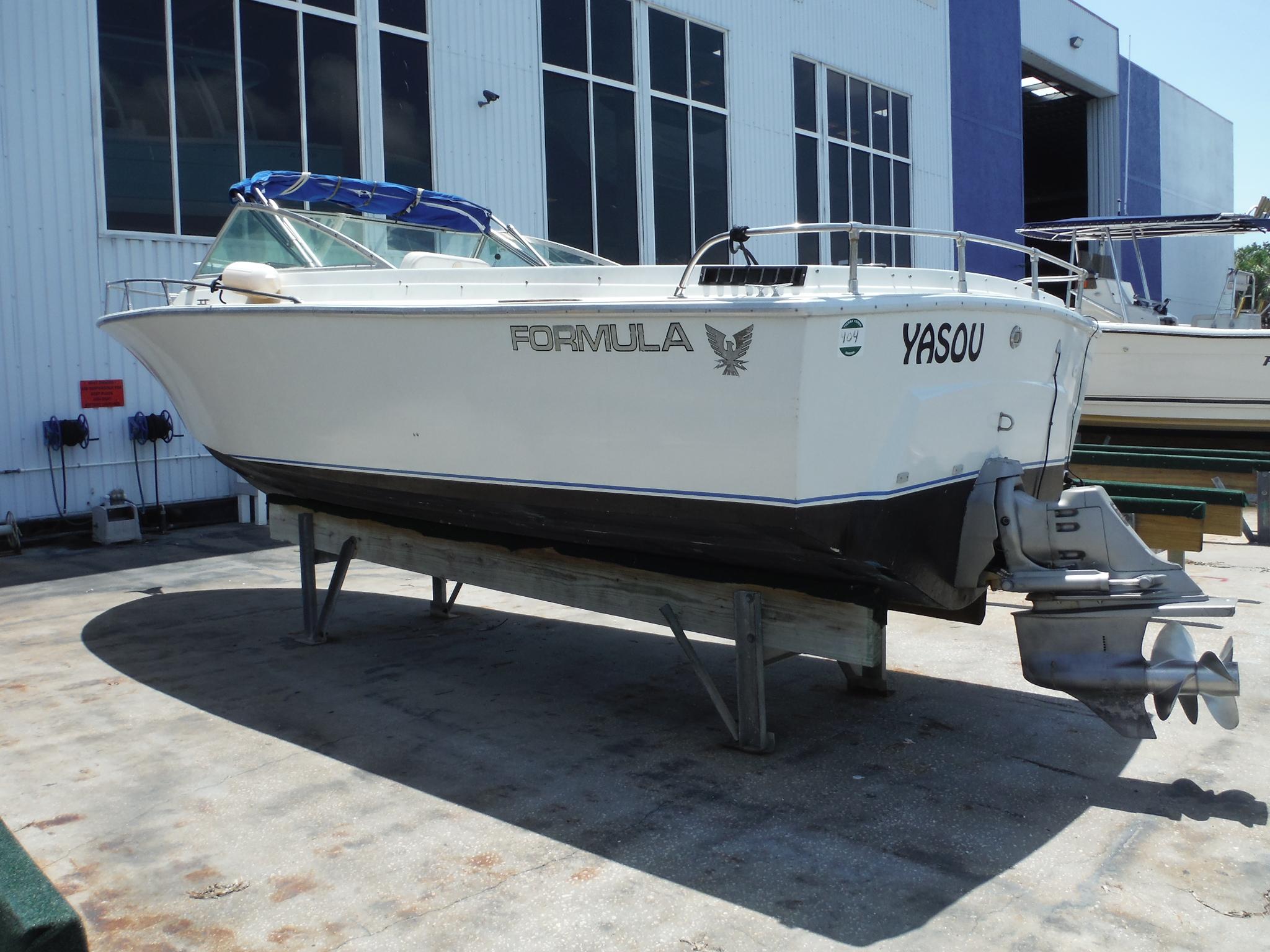 Barcos Formula Thunderbird 233 Cuddy en venta | YachtWorld