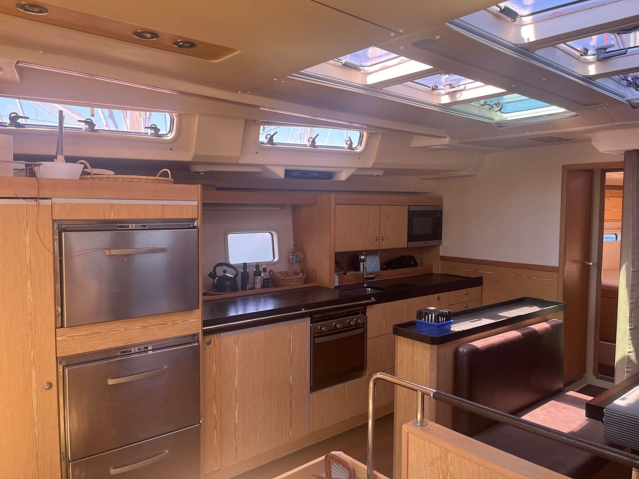 2013 Hanse 575 Cruiser for sale - YachtWorld