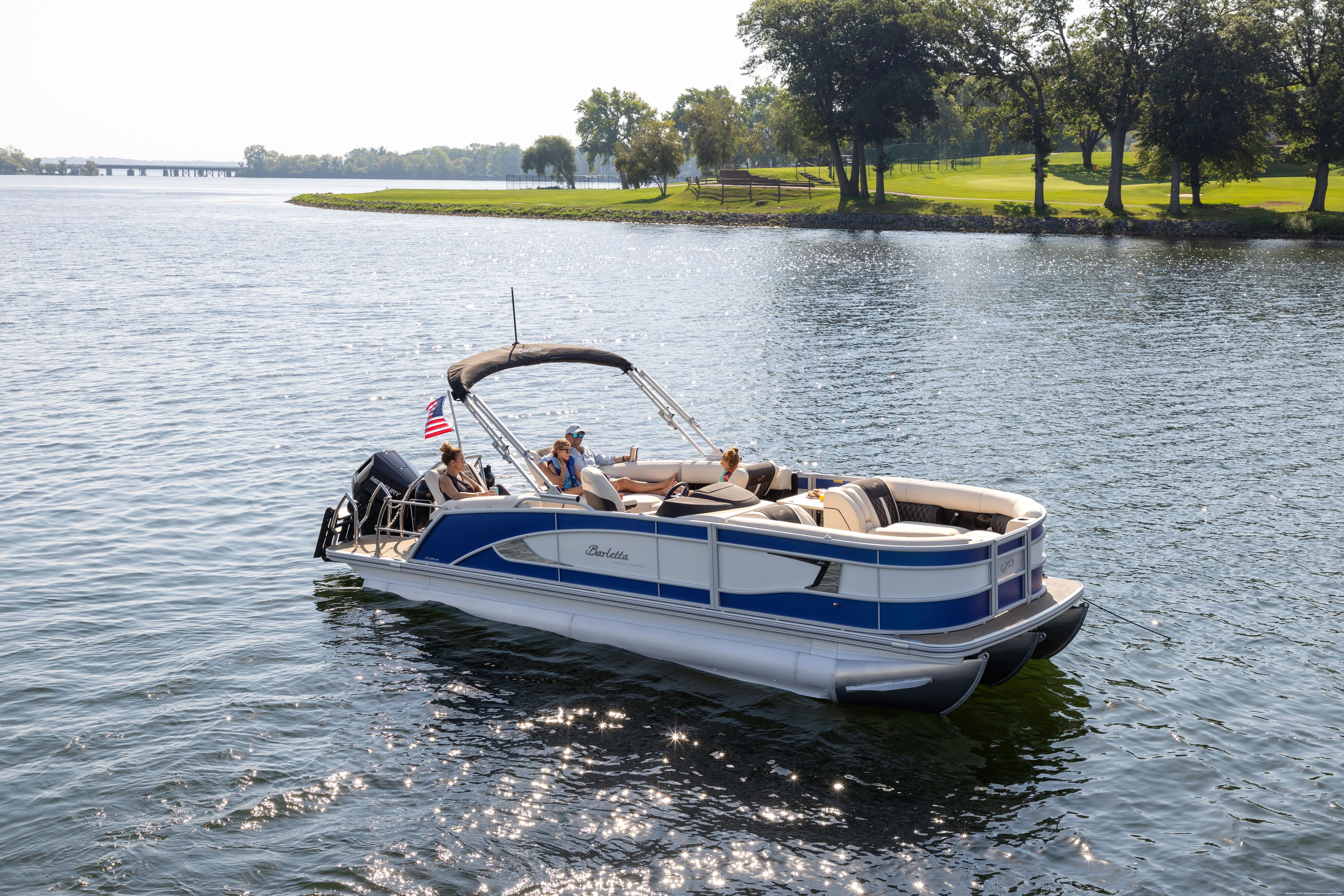 2025 Barletta Lusso 23M Tri-Toon Pontoon for sale - YachtWorld