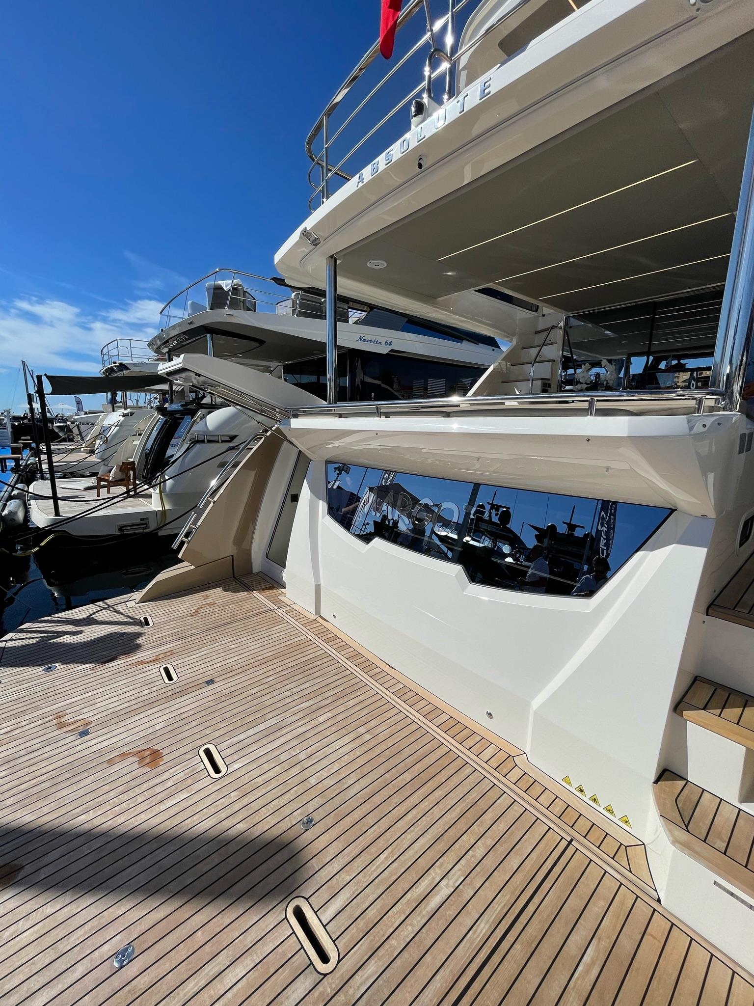 2019 Absolute 62 Fly Flybridge for sale - YachtWorld