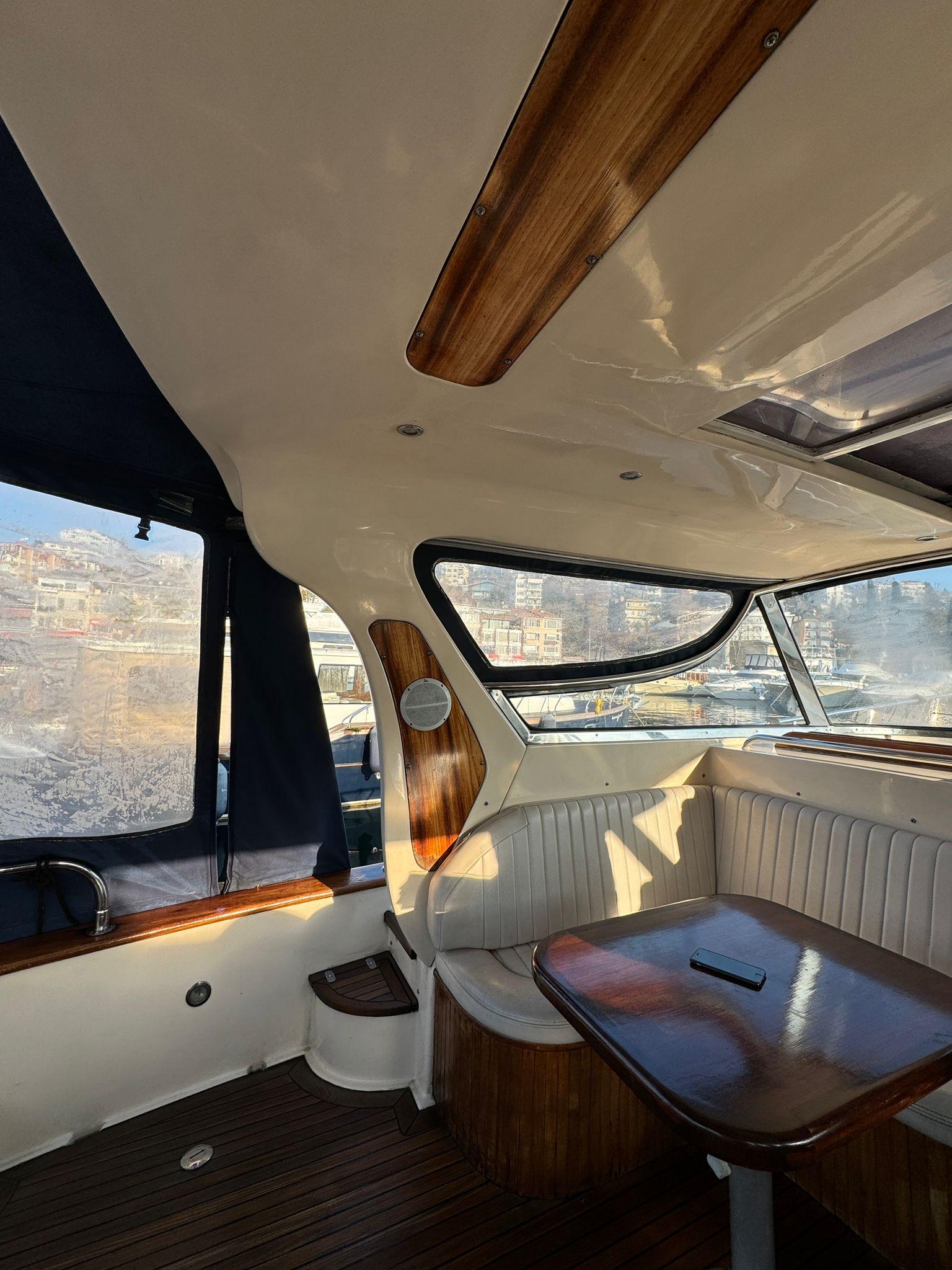 2005 Fratelli Aprea Sorrento 36 Hard Top Cruiser for sale - YachtWorld