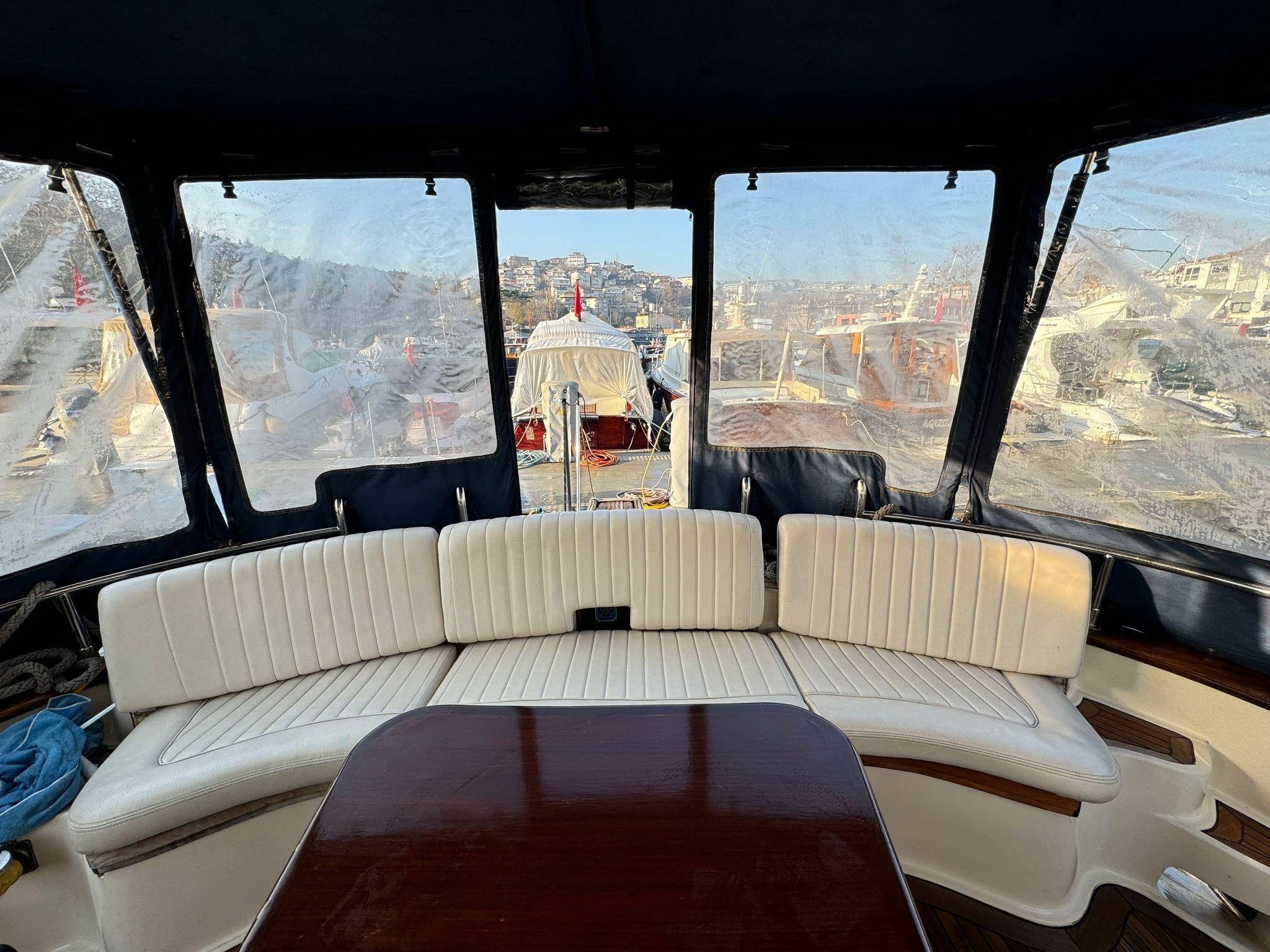 2005 Fratelli Aprea Sorrento 36 Hard Top Cruiser for sale - YachtWorld