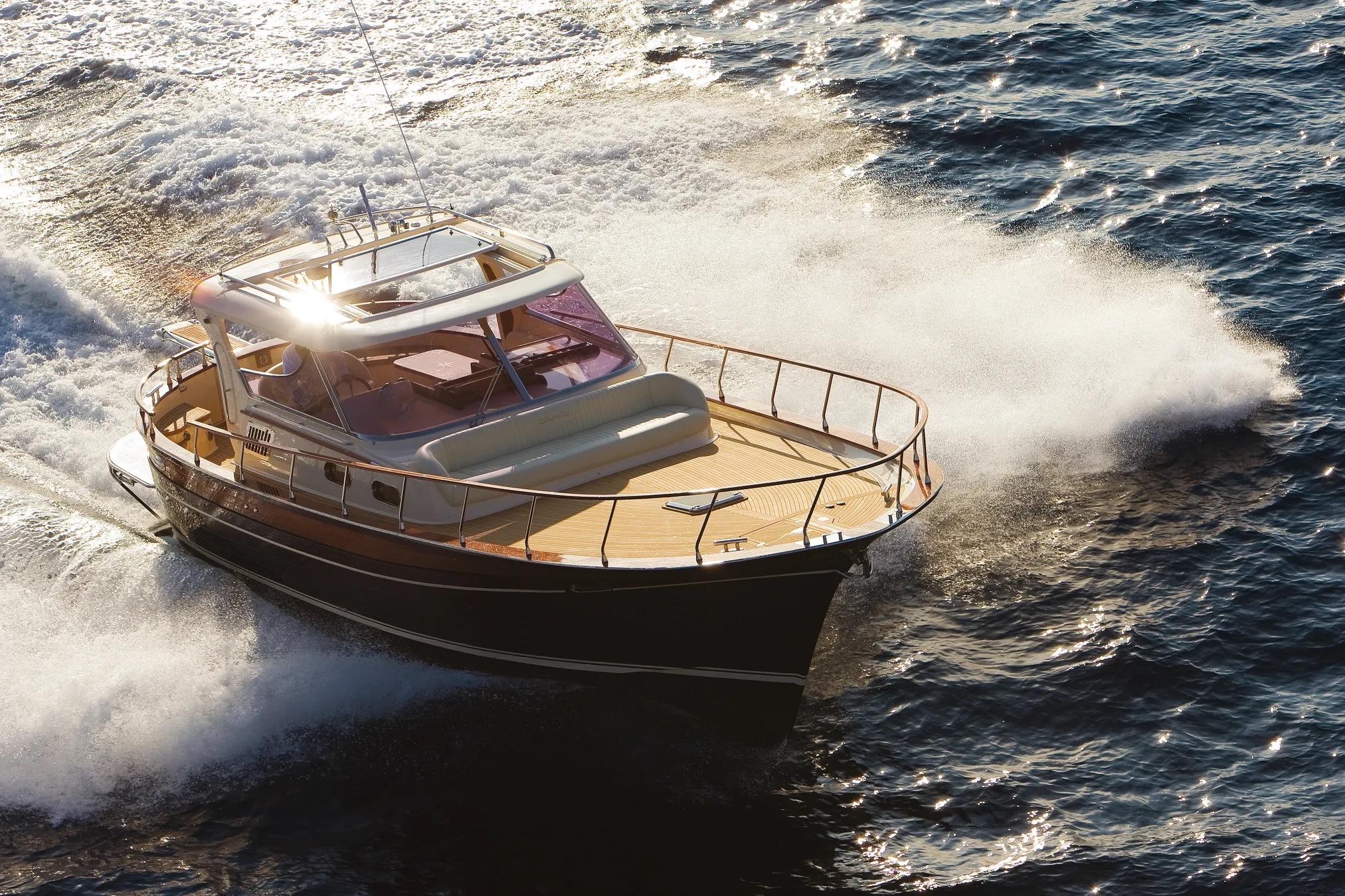 Used 2005 Fratelli Aprea Sorrento 36 Hard Top | TopBoats