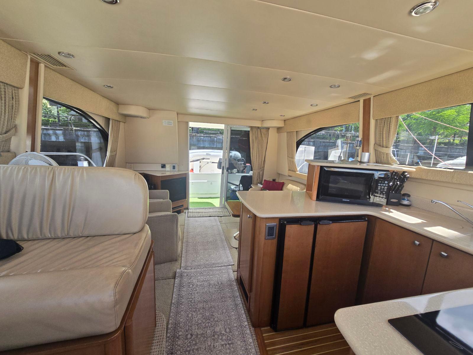 2005 Meridian 381 Sedan Motor Yachts for sale - YachtWorld