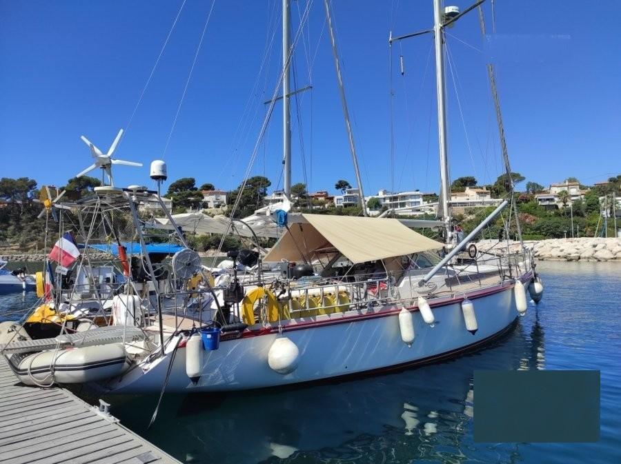 1990 Amel Santorin Sloop til salg- YachtWorld