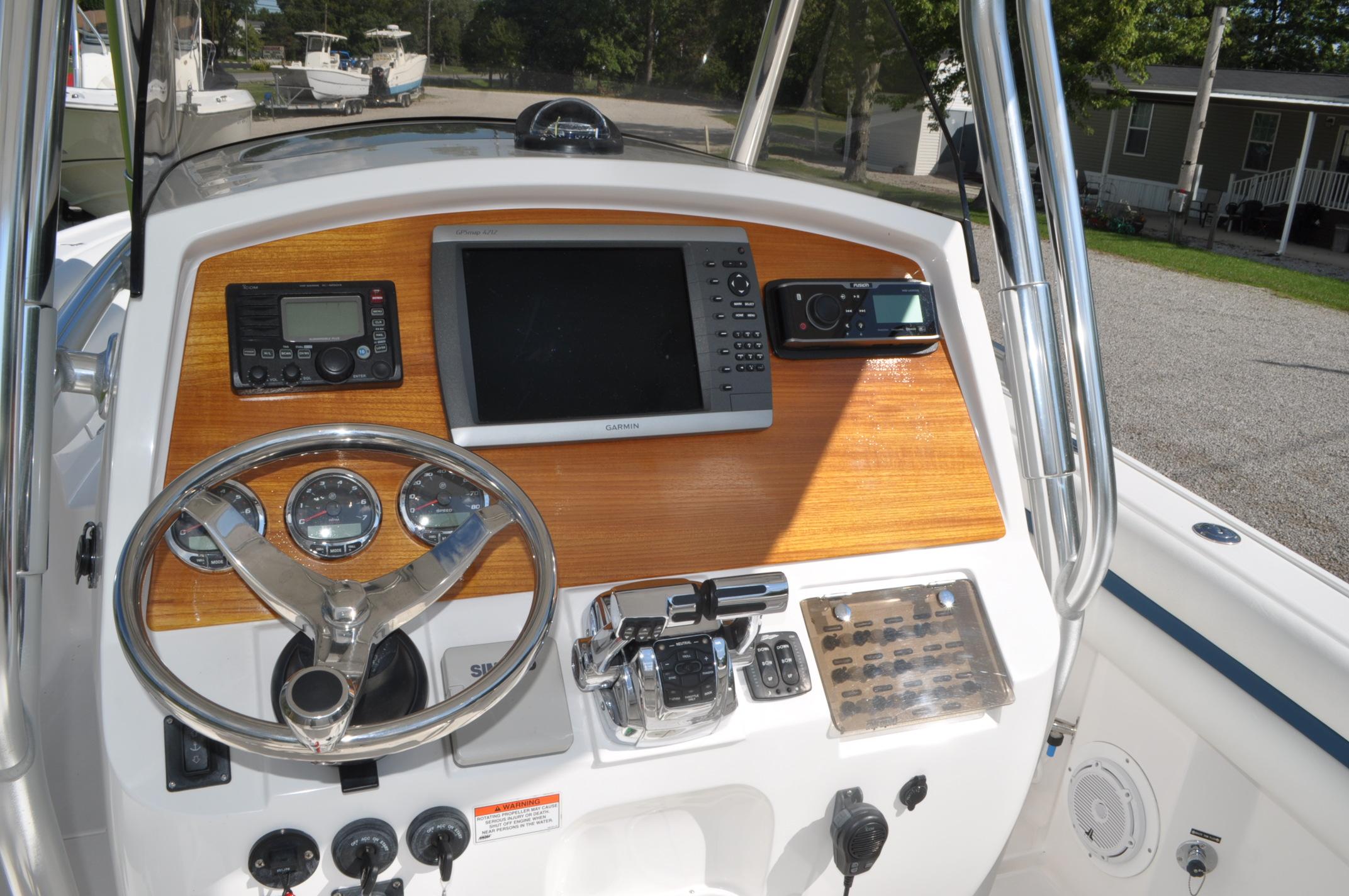 2010 Intrepid 245 Center Console Centre Console for sale - YachtWorld
