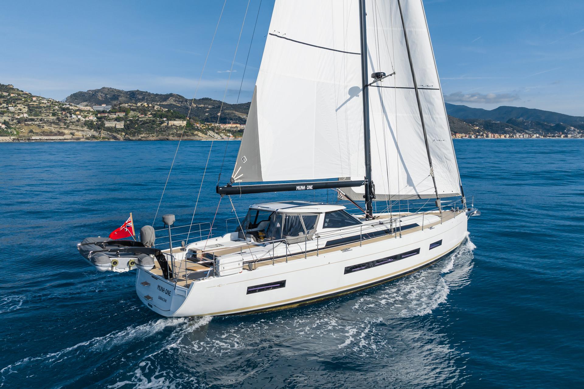 2021 Amel 60’ Version Millesime Slup Kaufen - YachtWorld