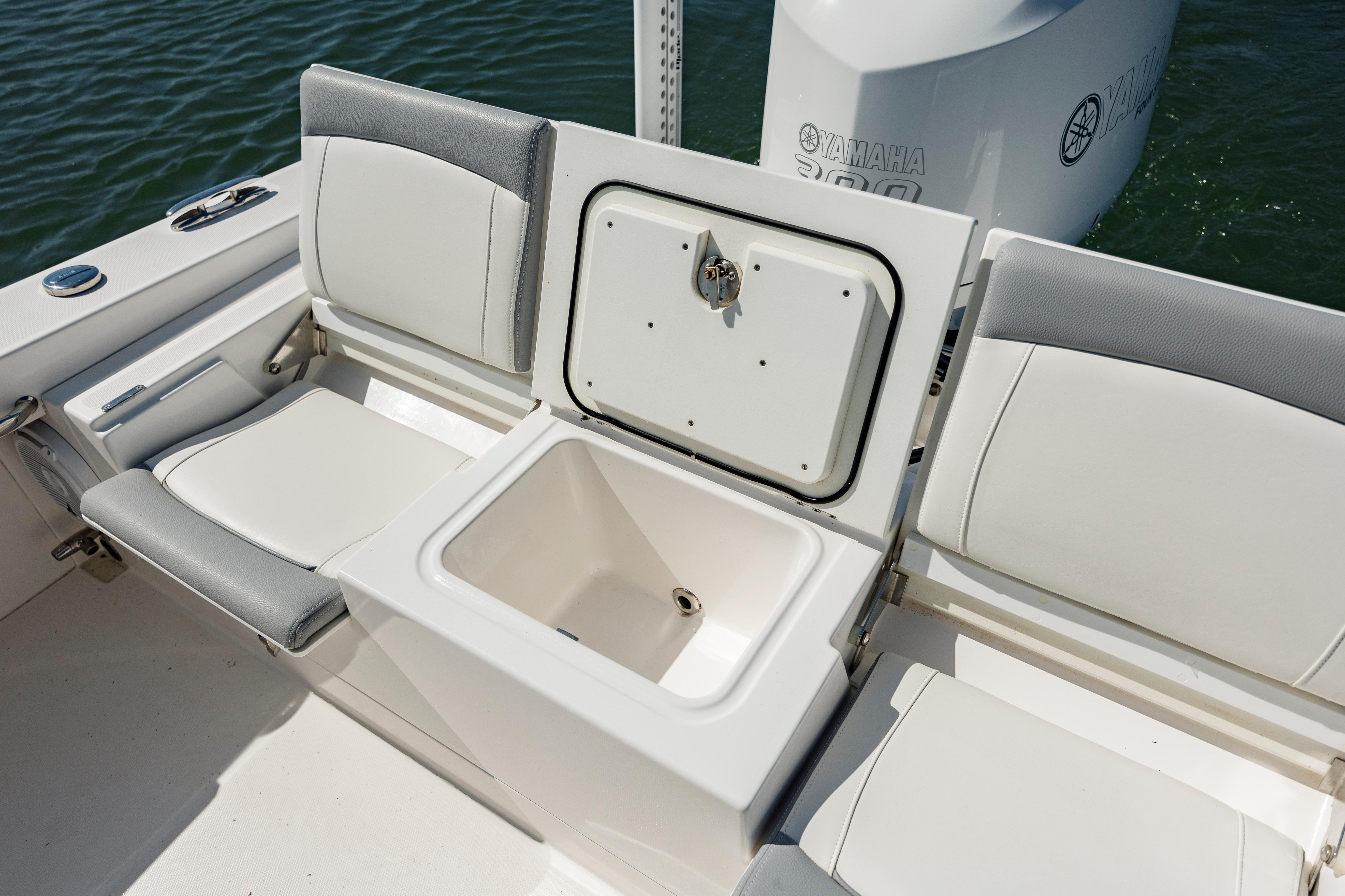 2017 Everglades 253 Center Console Centre Console for sale - YachtWorld