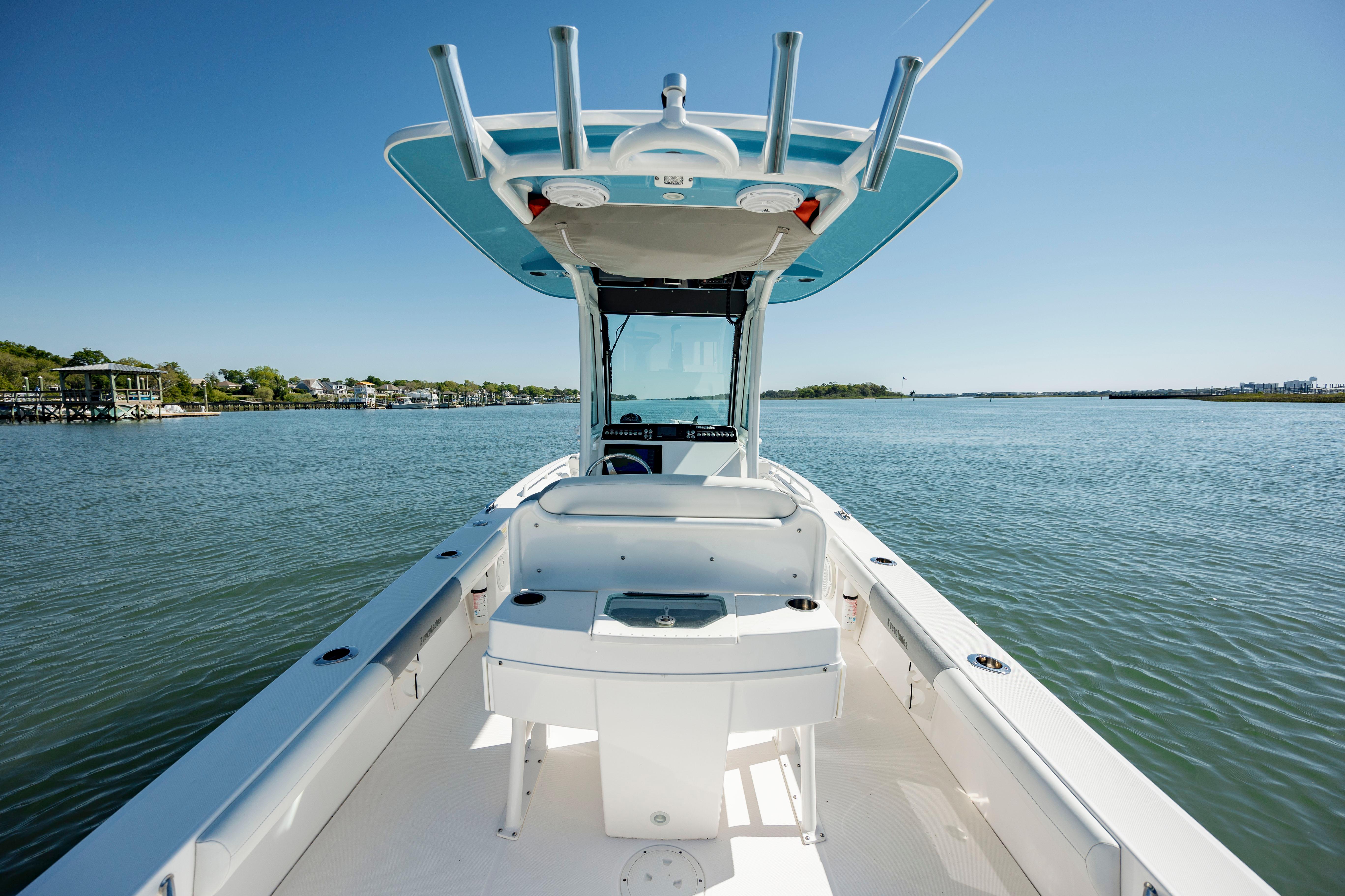 2017 Everglades 253 Center Console Centre Console for sale - YachtWorld