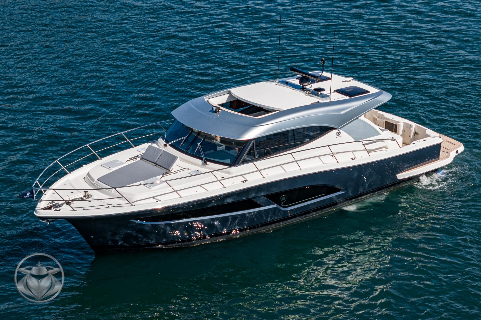 2024 Riviera 465 SUV Motor Yachts for sale - YachtWorld