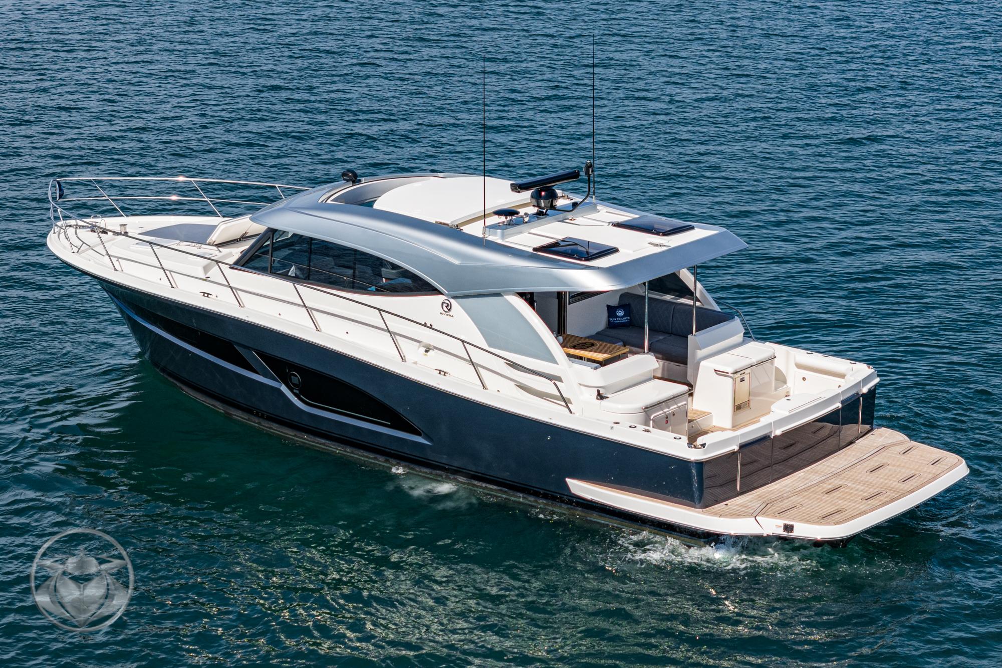 2024 Riviera 465 SUV Motor Yachts for sale - YachtWorld