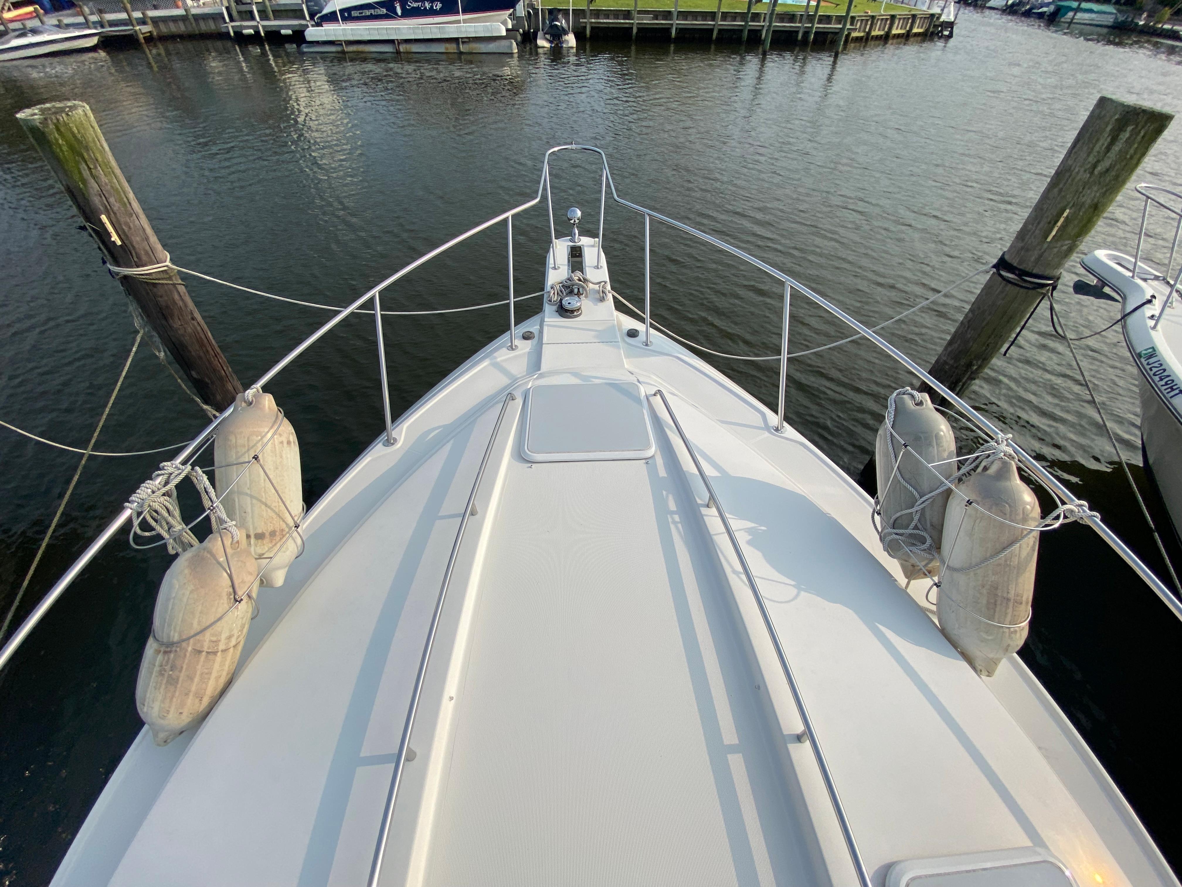 2000 Formula 31 PC Cruiser for sale - YachtWorld