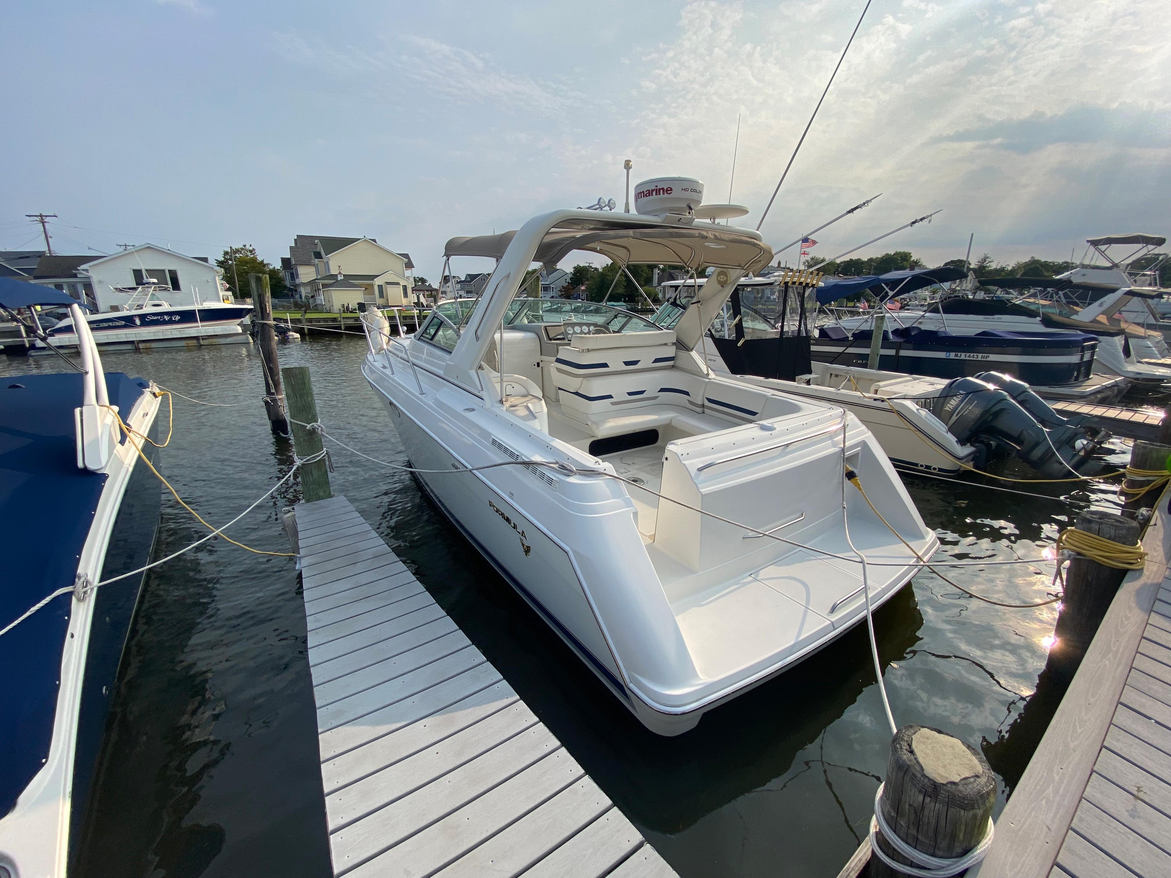 2000 Formula 31 PC Cruiser for sale - YachtWorld