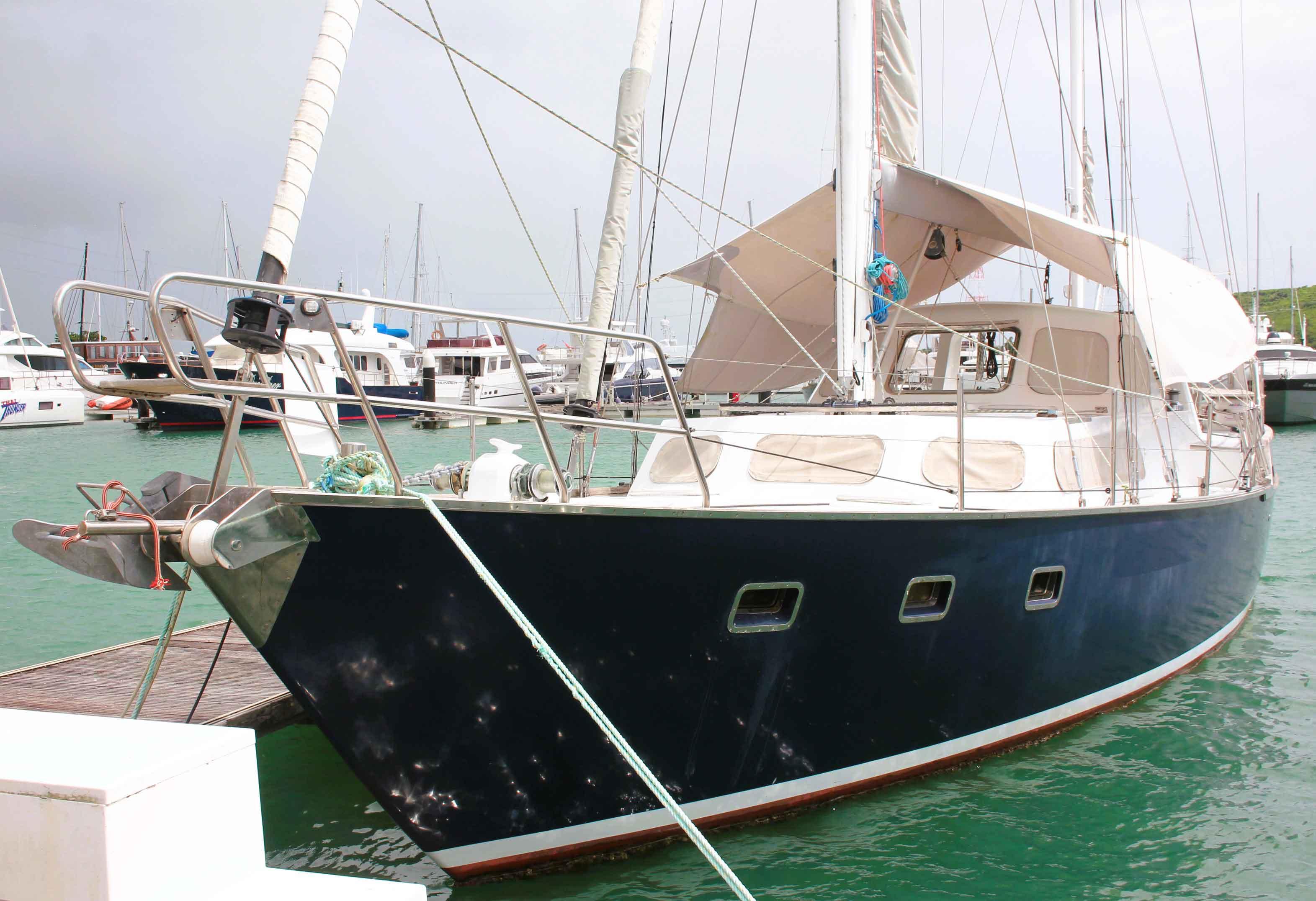 2002 Custom Cognac Windstar 54 GRP Cruiser for sale - YachtWorld