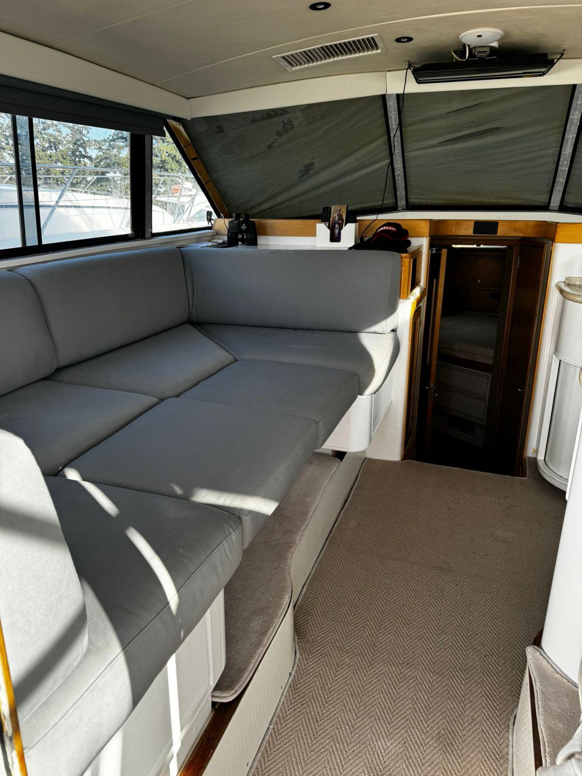 2000 Bertram 36 sf Flybridge for sale - YachtWorld