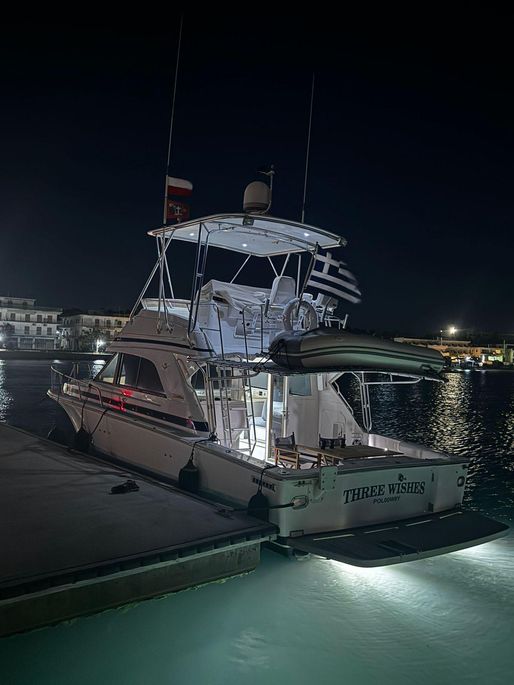 2000 Bertram 36 sf Flybridge for sale - YachtWorld