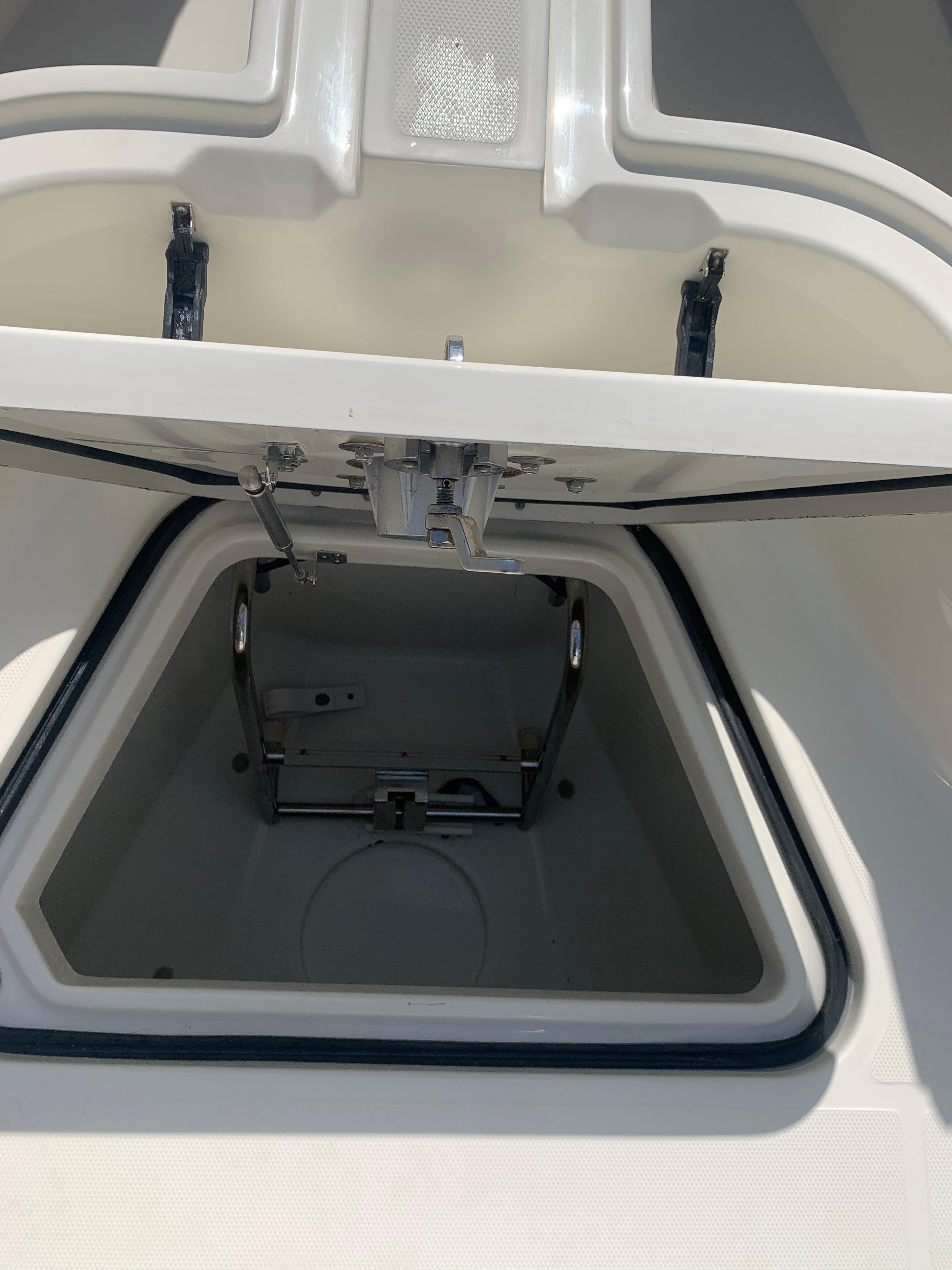2015 Hydra-Sports 3400 CC Center Console Boote Kaufen - YachtWorld