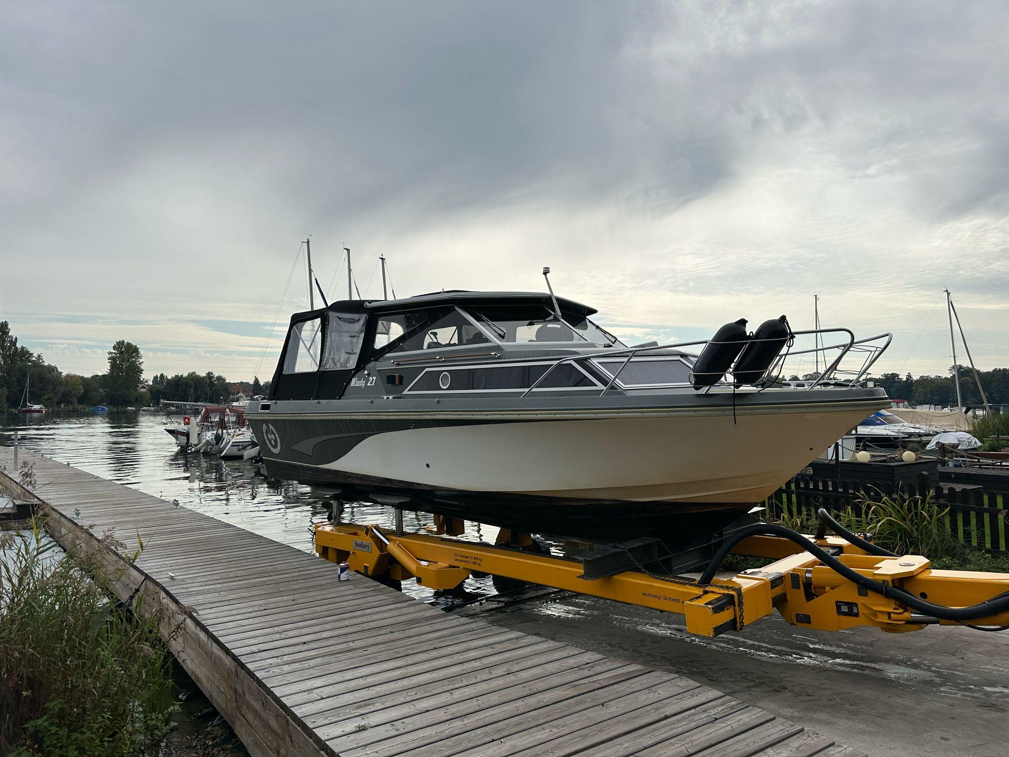 1984 Windy 27 DC Motor Yachts for sale - YachtWorld
