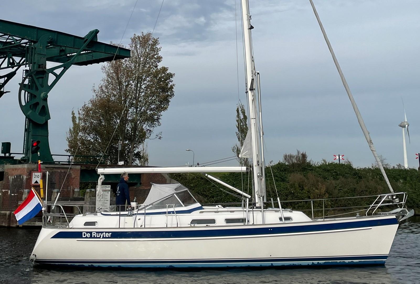 2008 Hallberg-Rassy 37 Cruiser for sale - YachtWorld