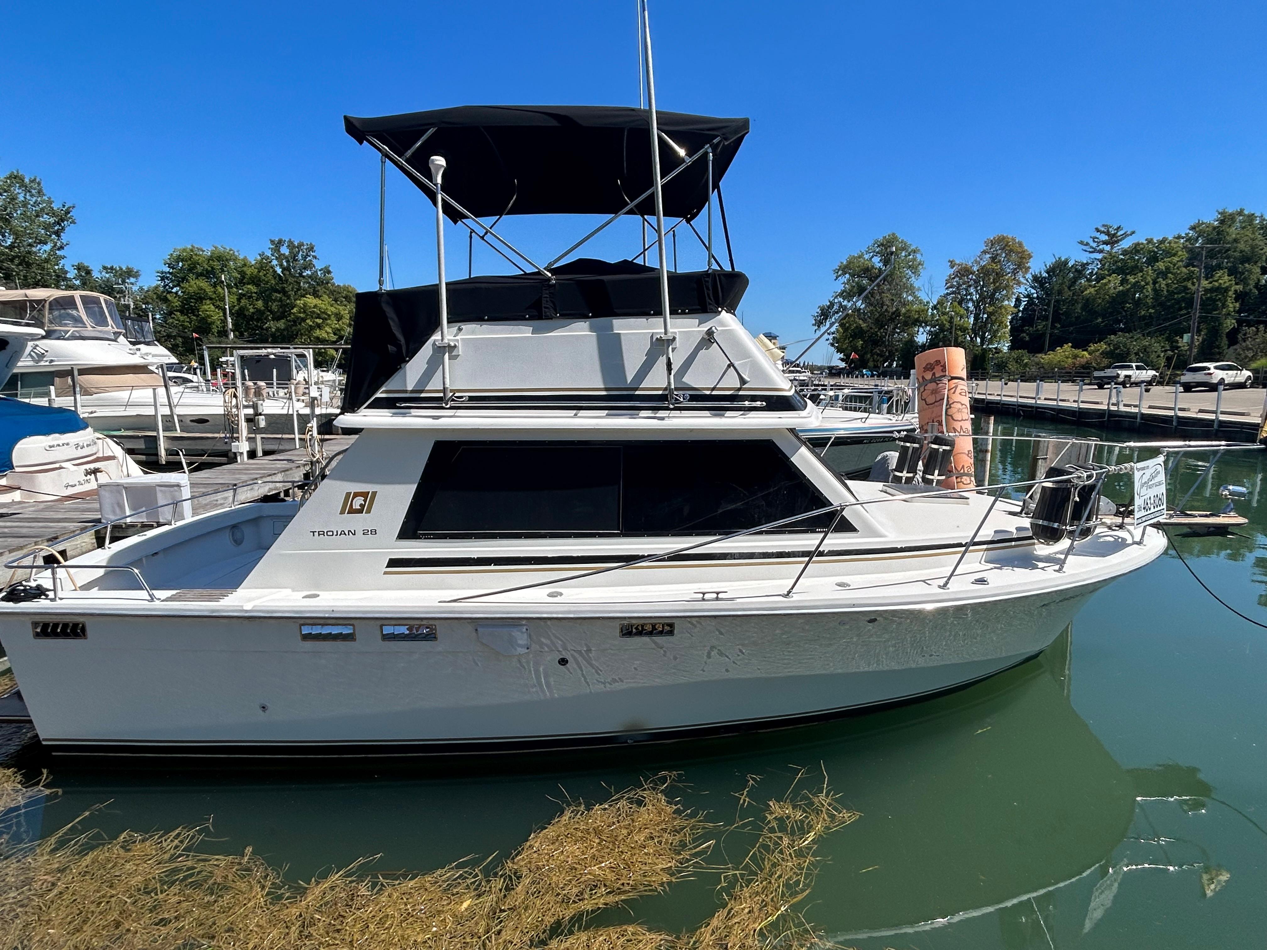 1979 Trojan F28 Embarcaciones convertibles en venta - YachtWorld