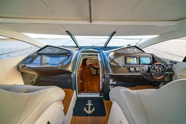 sunseeker predator 68 layout