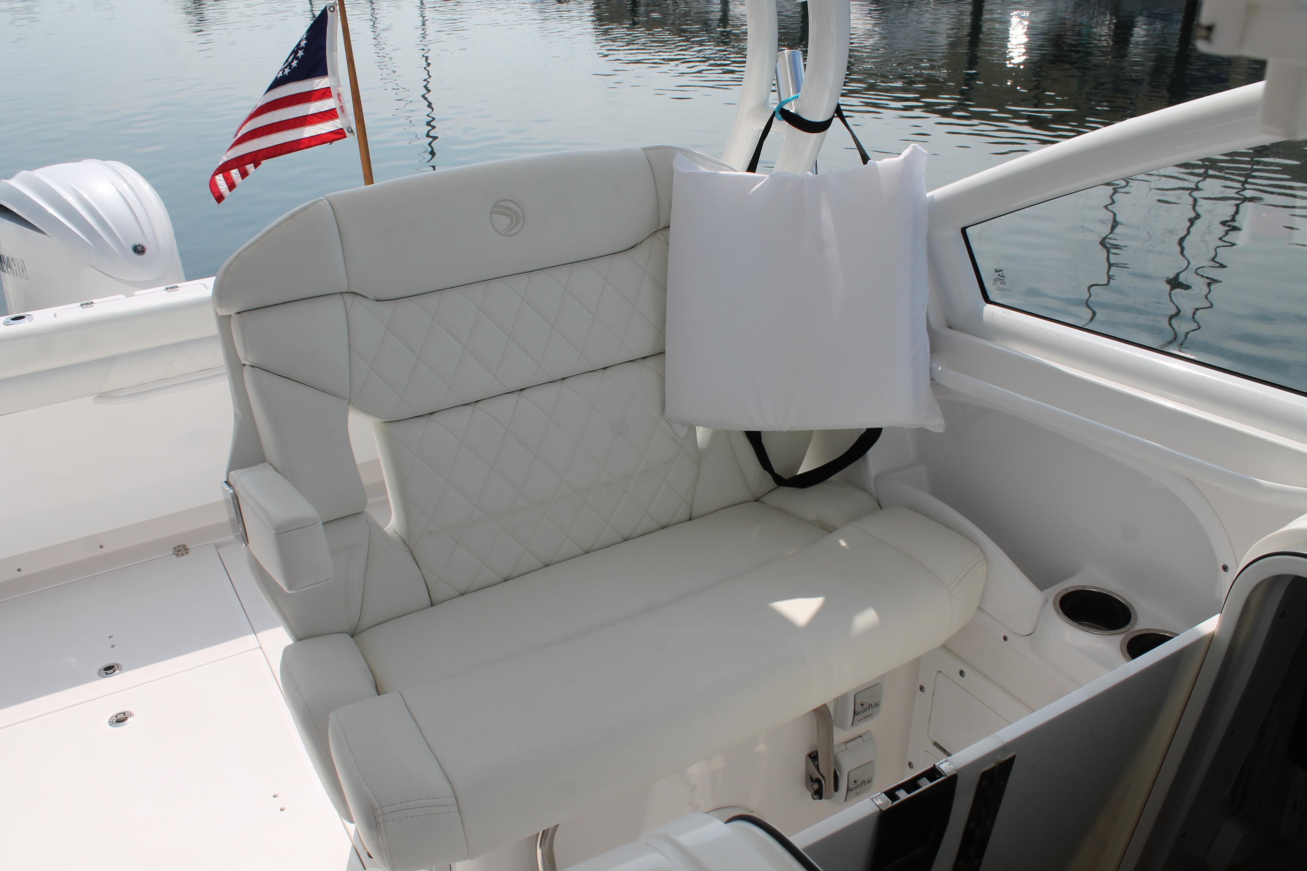 Used 2023 Edgewater 280 CX Dual Console Boat For Sale
