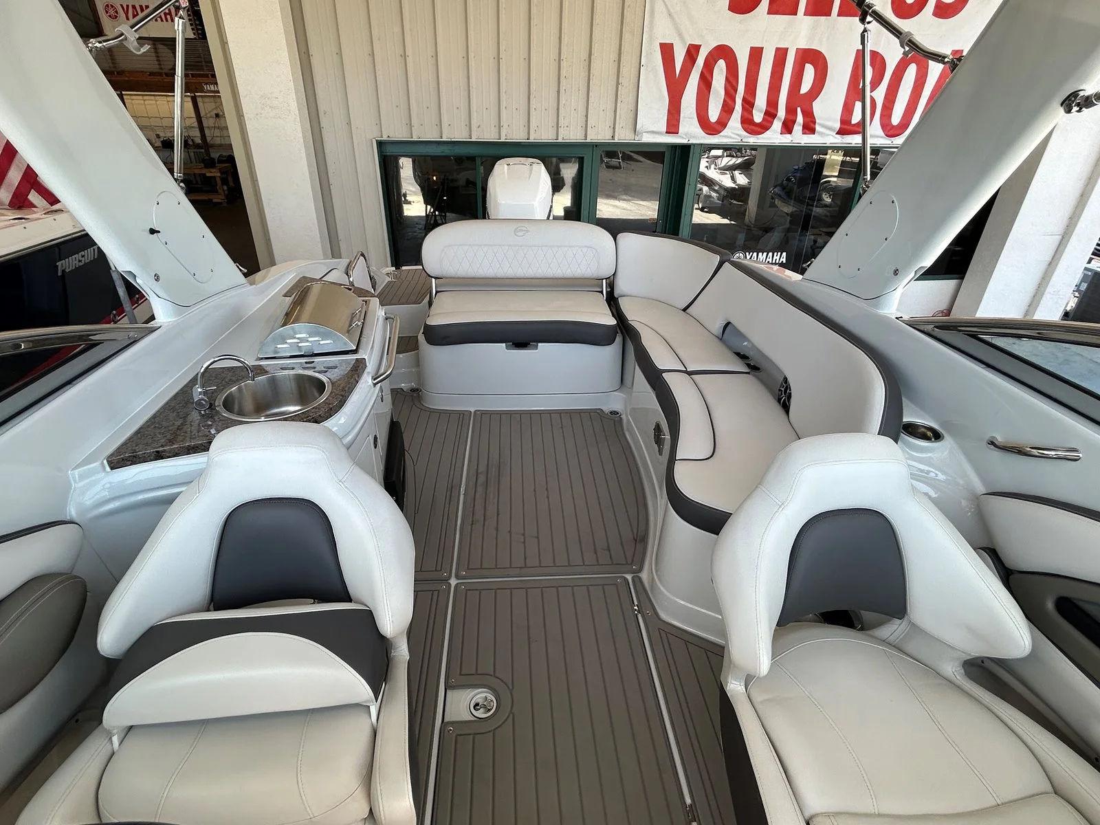 2020 Crownline E285 XS Other for sale - YachtWorld