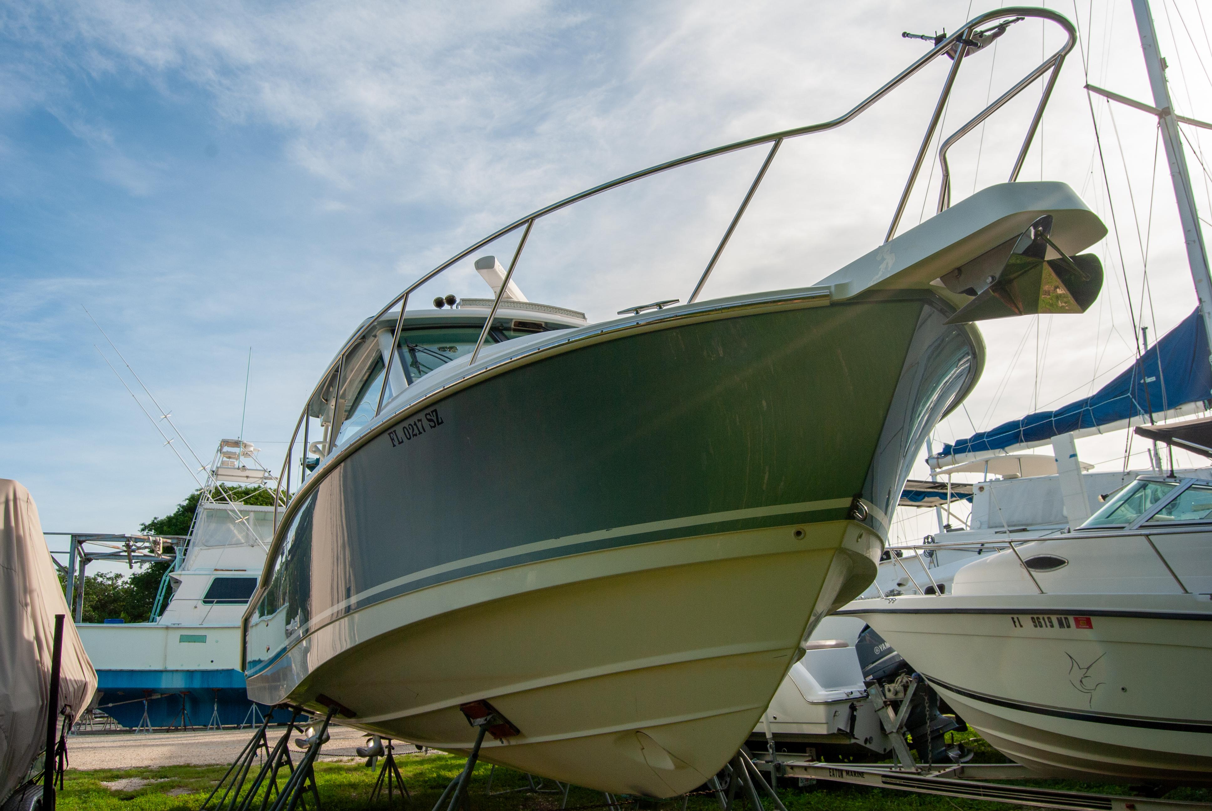 2021 Boston Whaler 345 Conquest Walkaround for sale - YachtWorld