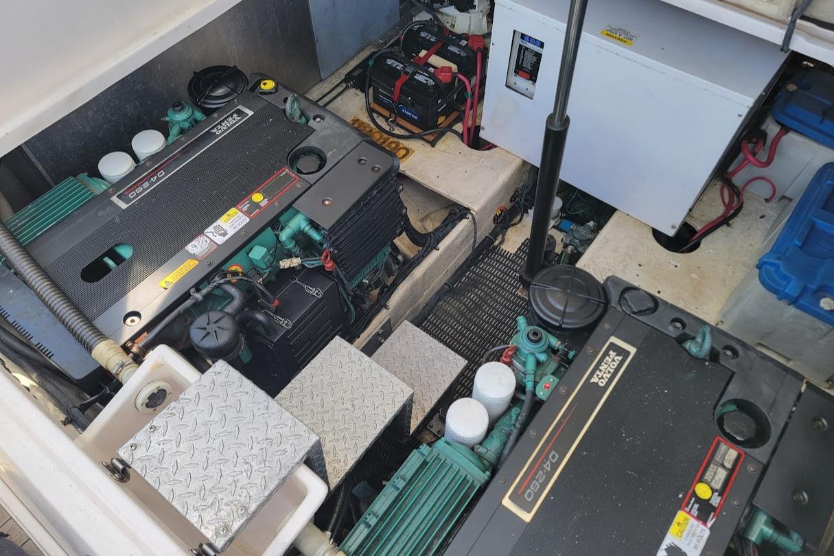 2006 Regal 3560 Commodore HT Volvo diesel Express Cruiser for sale ...