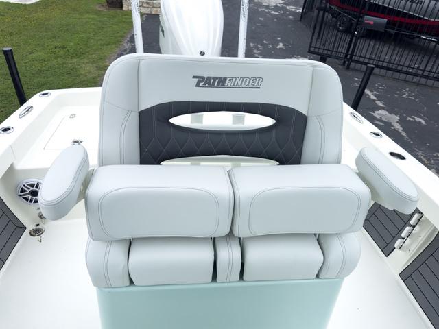 2024 Pathfinder 2400 TRS Bay for sale - YachtWorld