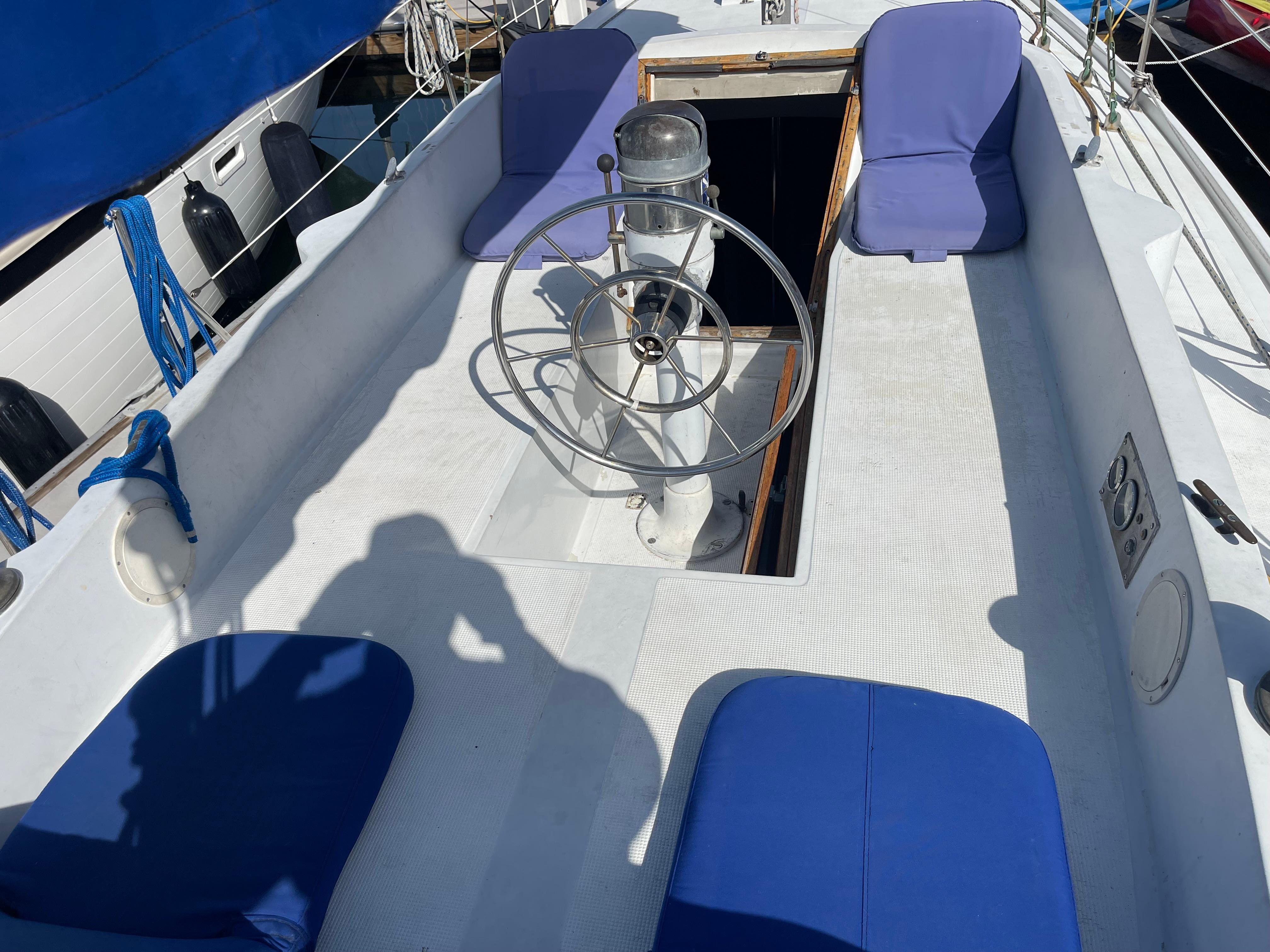 1971 Coronado Center Cockpit Centre Cockpit for sale - YachtWorld