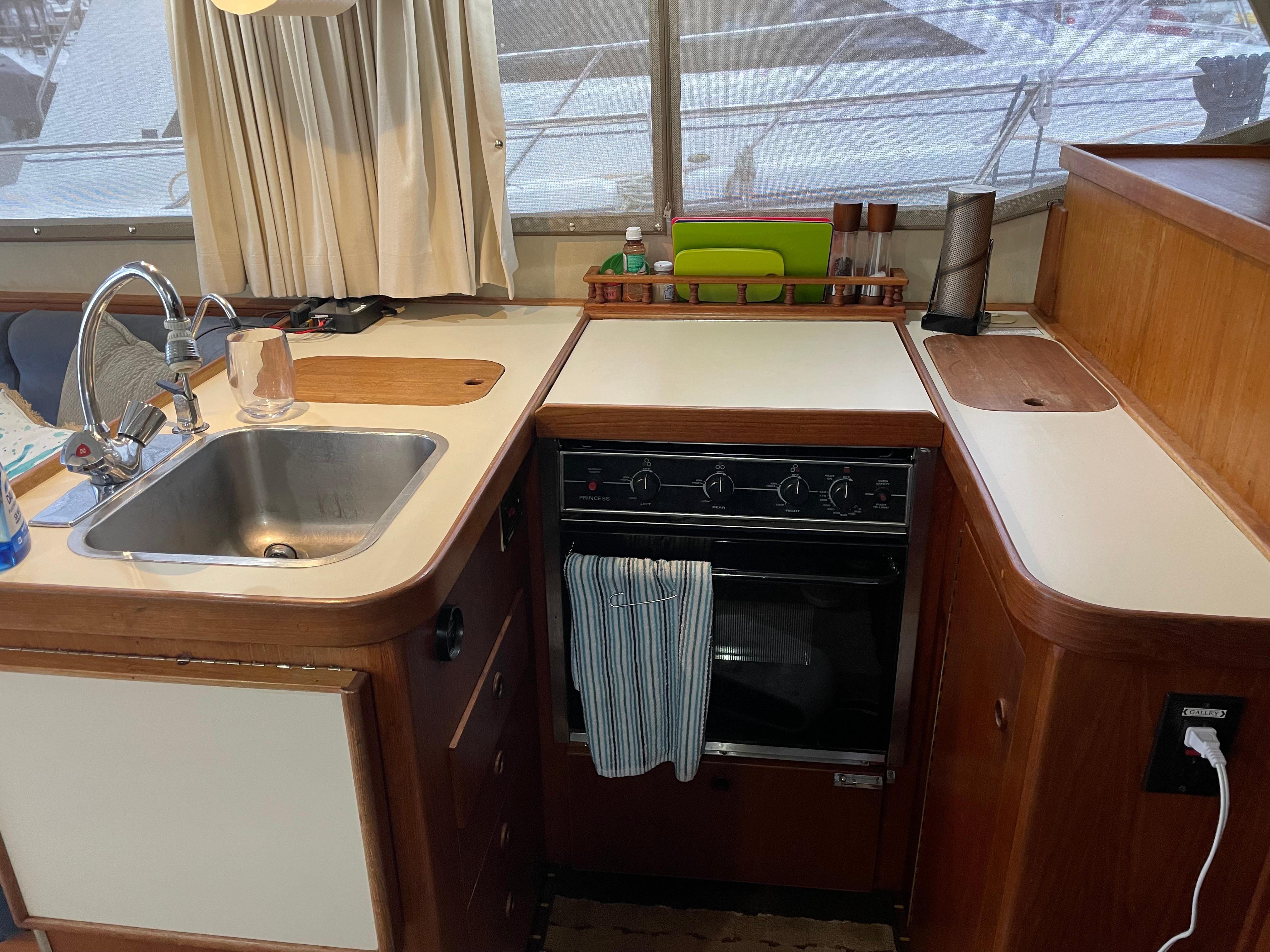 1993 Sabre 34 Saberline Flybridge Fast Trawler Trawler for sale ...