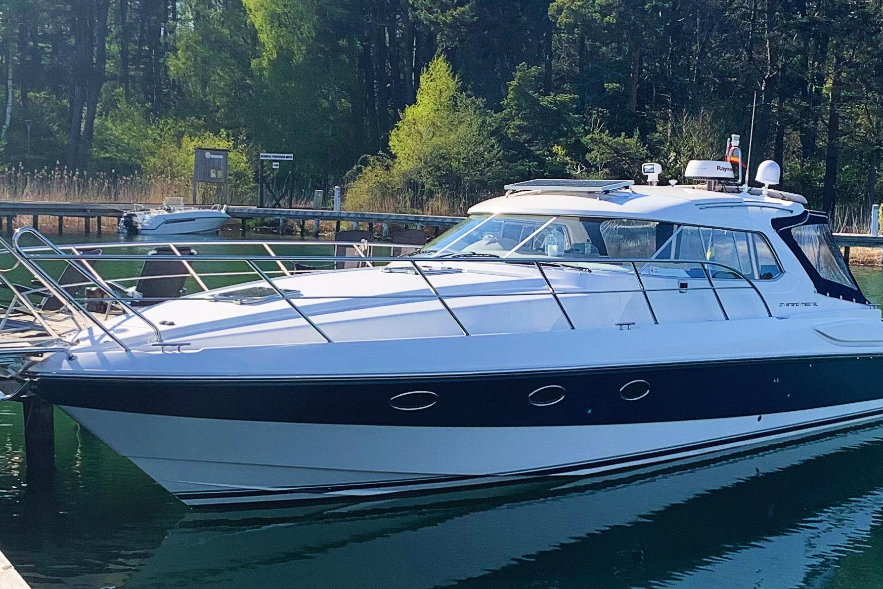 Windy 37 Grand Mistral HT Usado - Cosas de Barcos