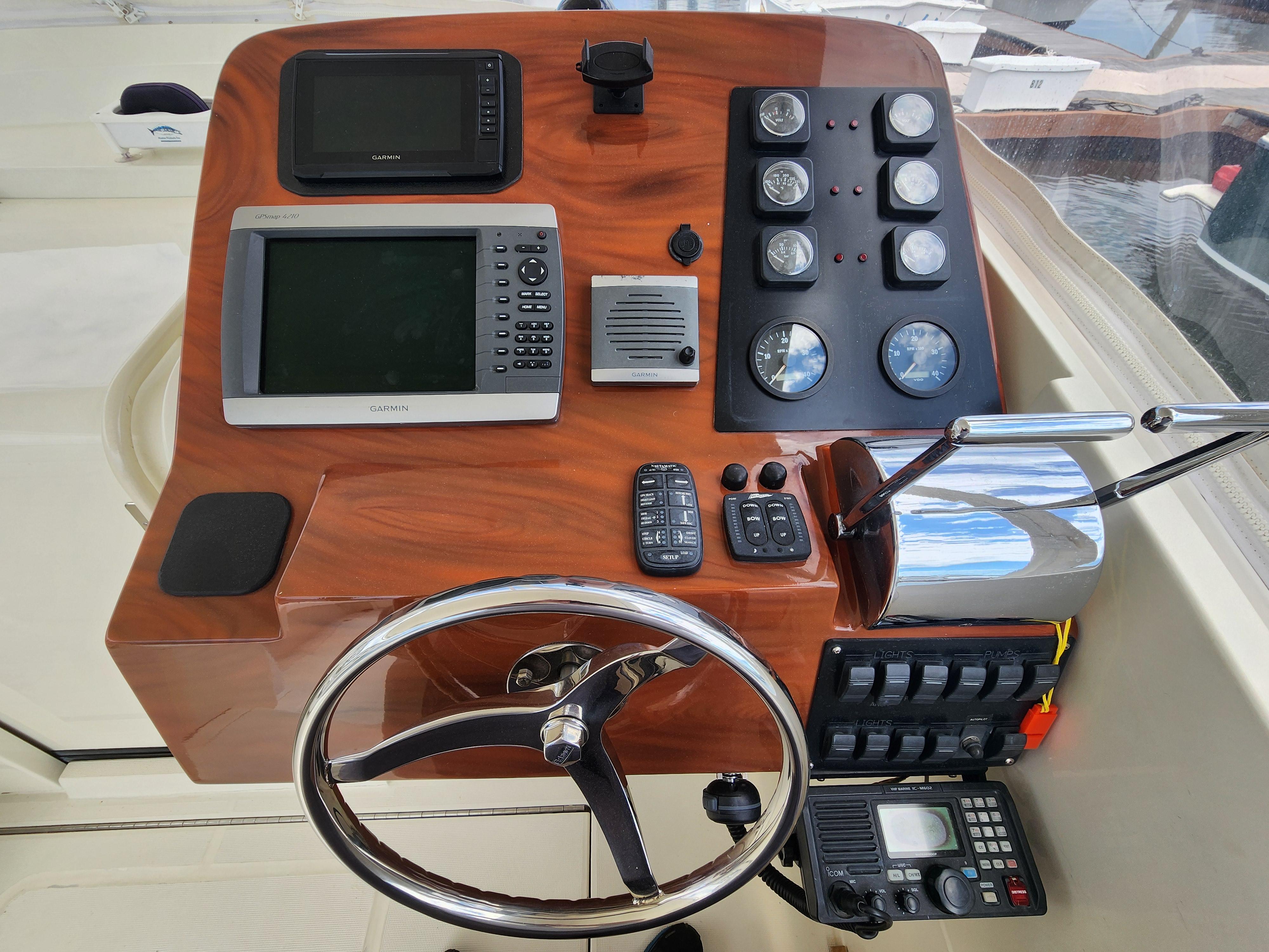 1993 Shearwater Boatworks 33 Express Express Cruiser for sale - YachtWorld