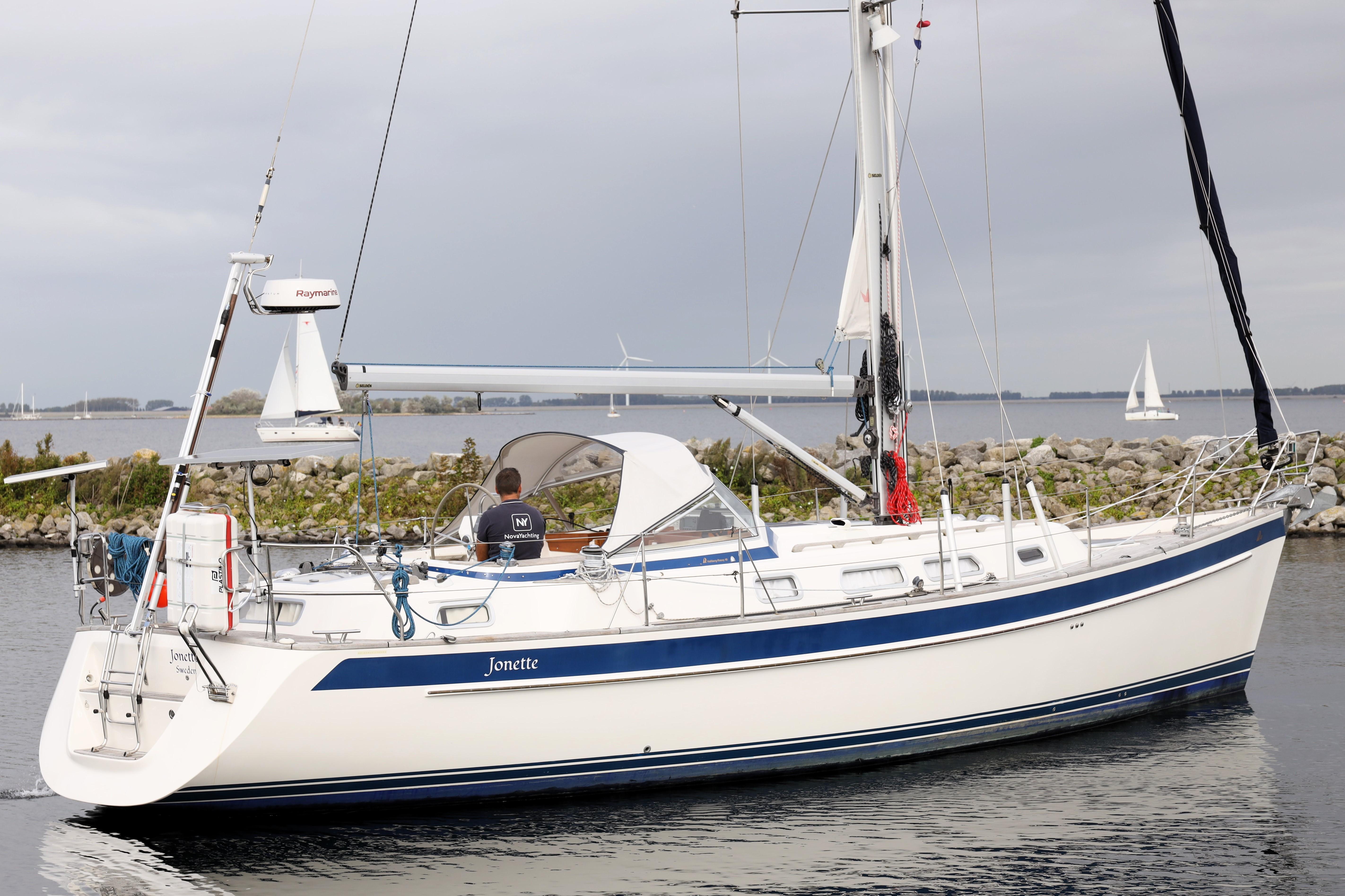 2008 Hallberg-Rassy 40 Centre Cockpit for sale - YachtWorld