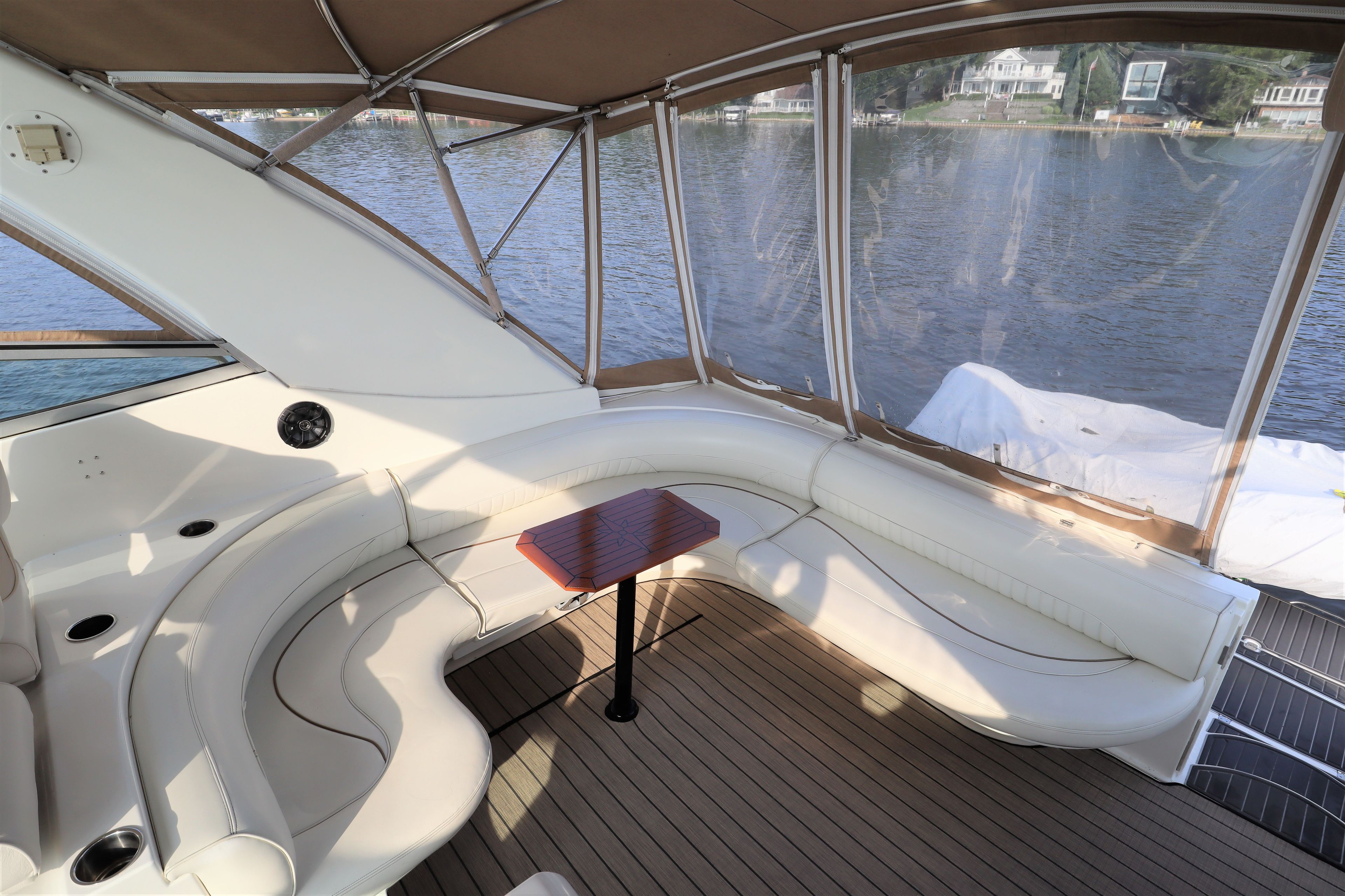 1997 Cruisers Yachts 4270 Esprit - Weber Yachts