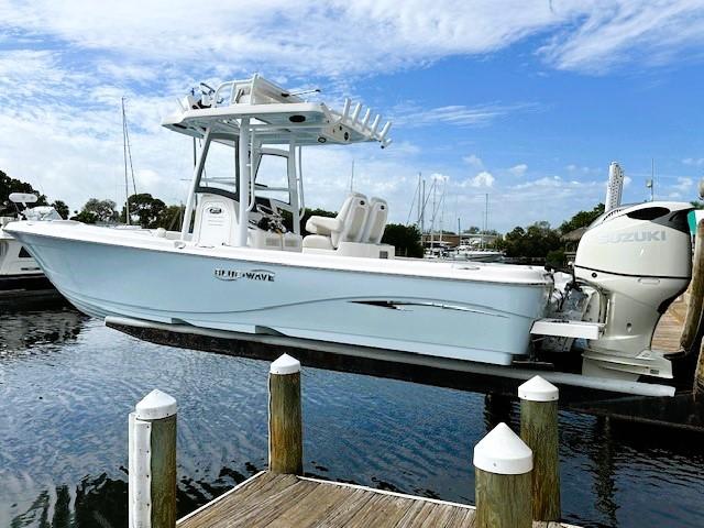 2021 Blue Wave 2800 Makaira Center Console Boote Kaufen - YachtWorld