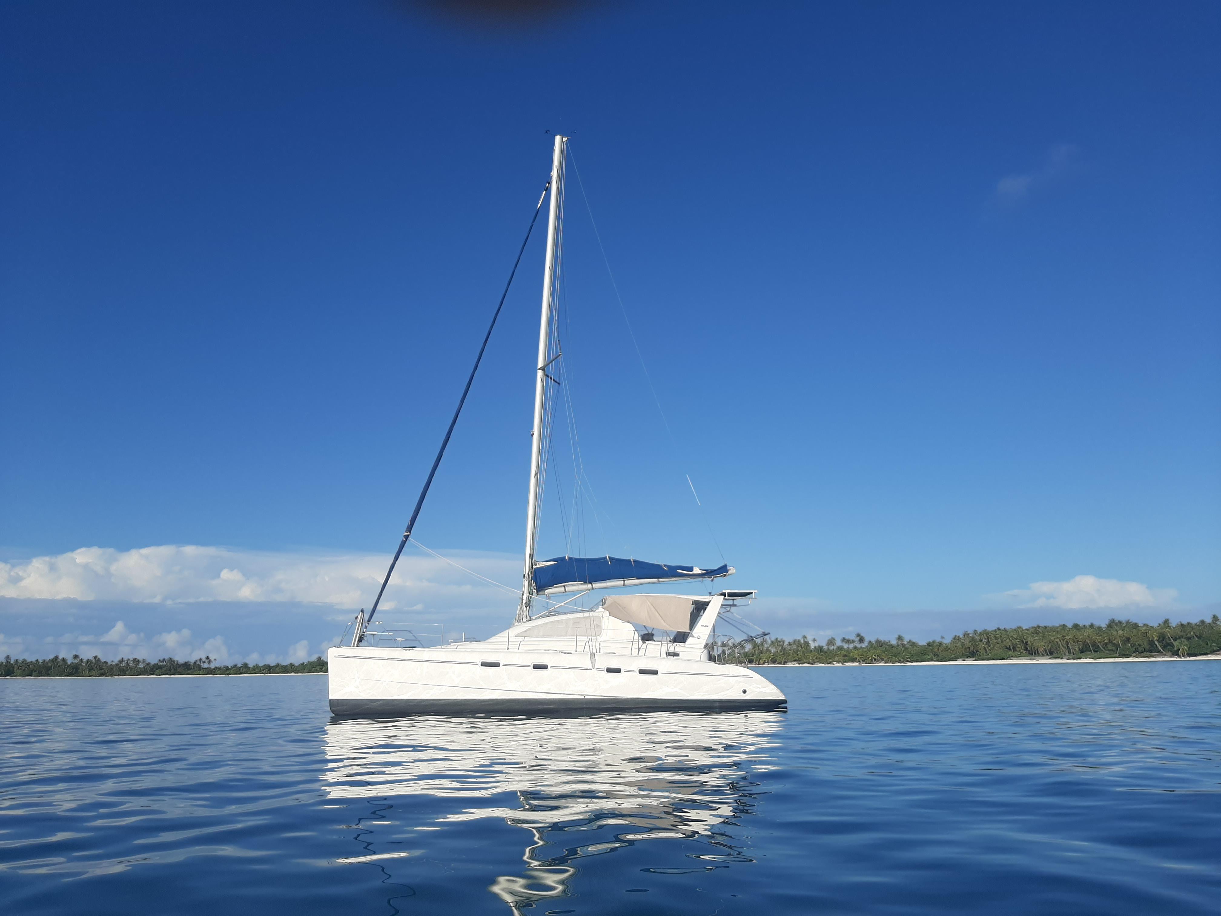 2001 Leopard 42 Catamaran for sale - YachtWorld