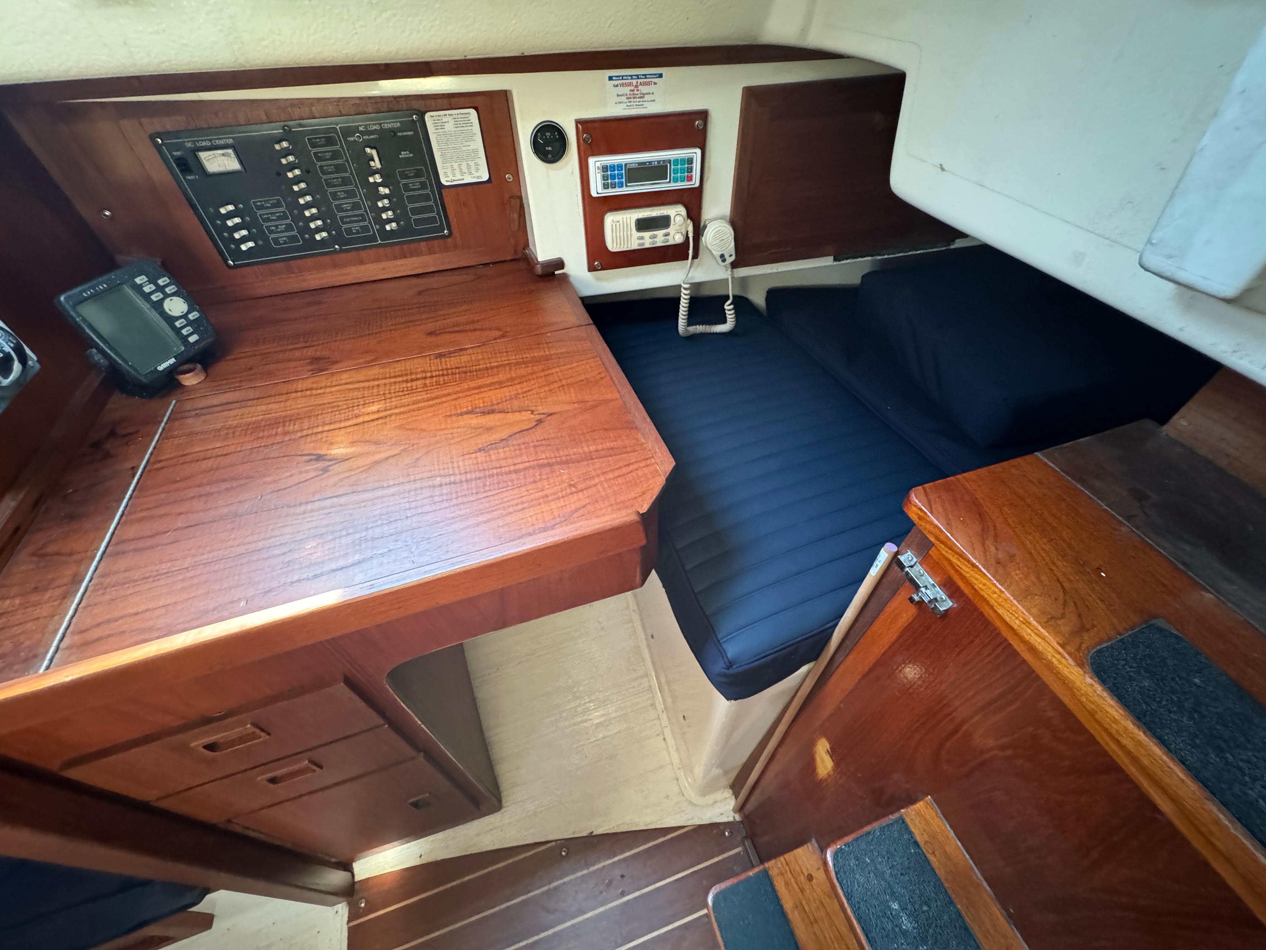 1990 Contessa 32 Cruiser for sale - YachtWorld