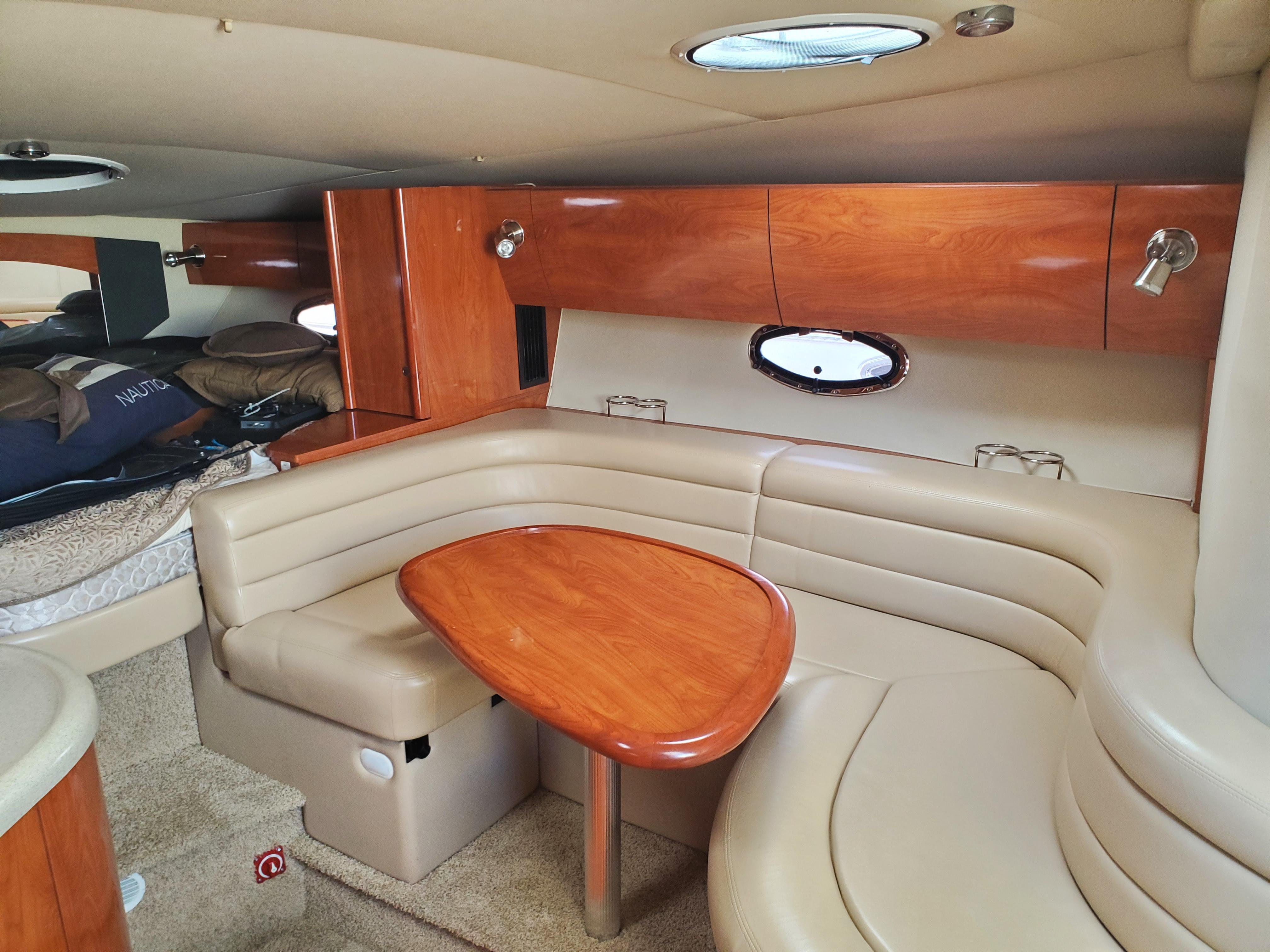 2007 Larson Cabrio 350 Cruisere til salgs- YachtWorld