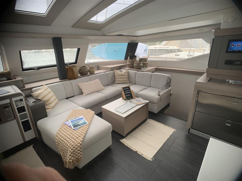 2019 Fountaine Pajot Elba 45 Catamaranes de vela en venta - YachtWorld