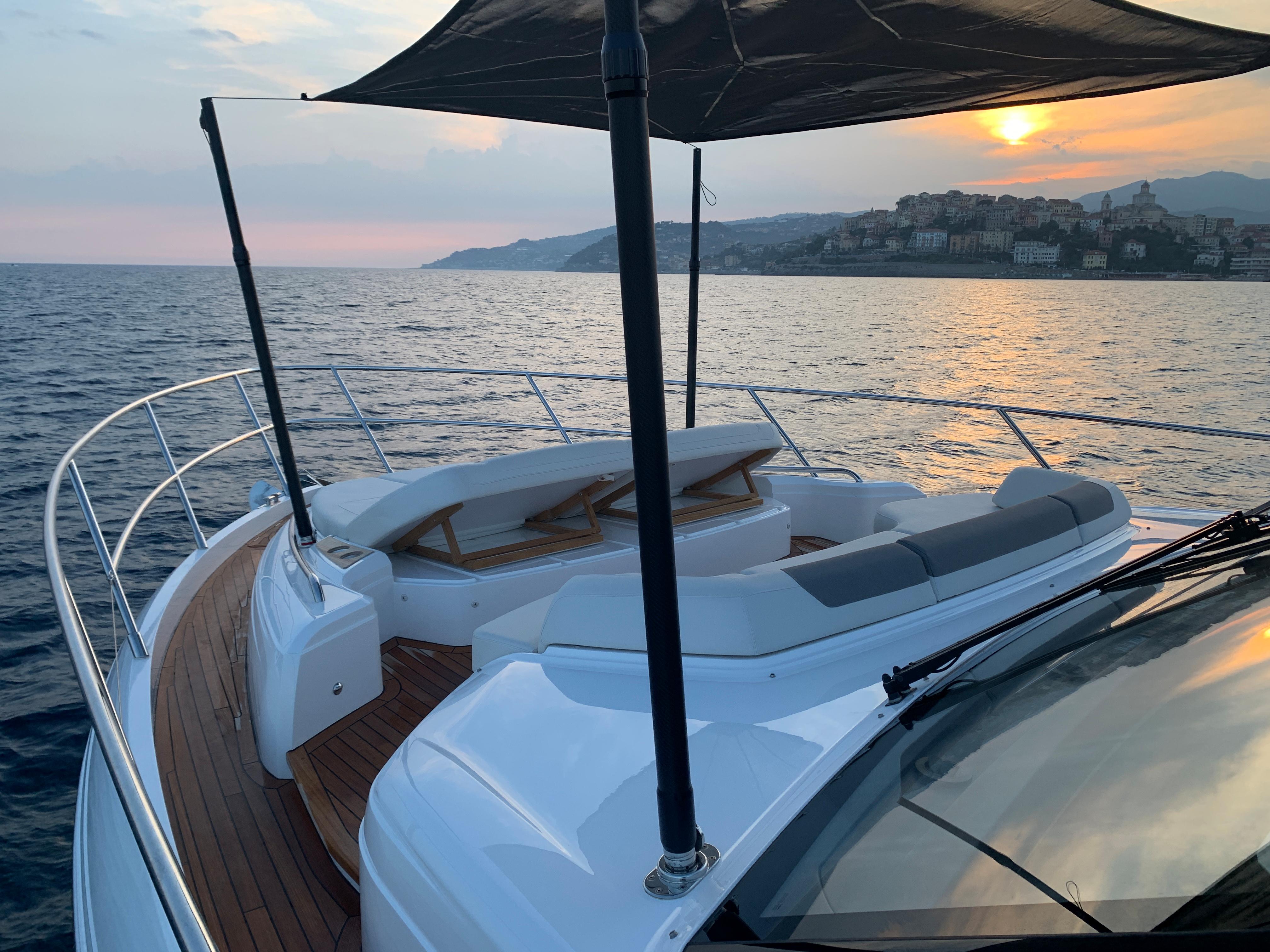 2019 Princess F62 Flybridge for sale - YachtWorld