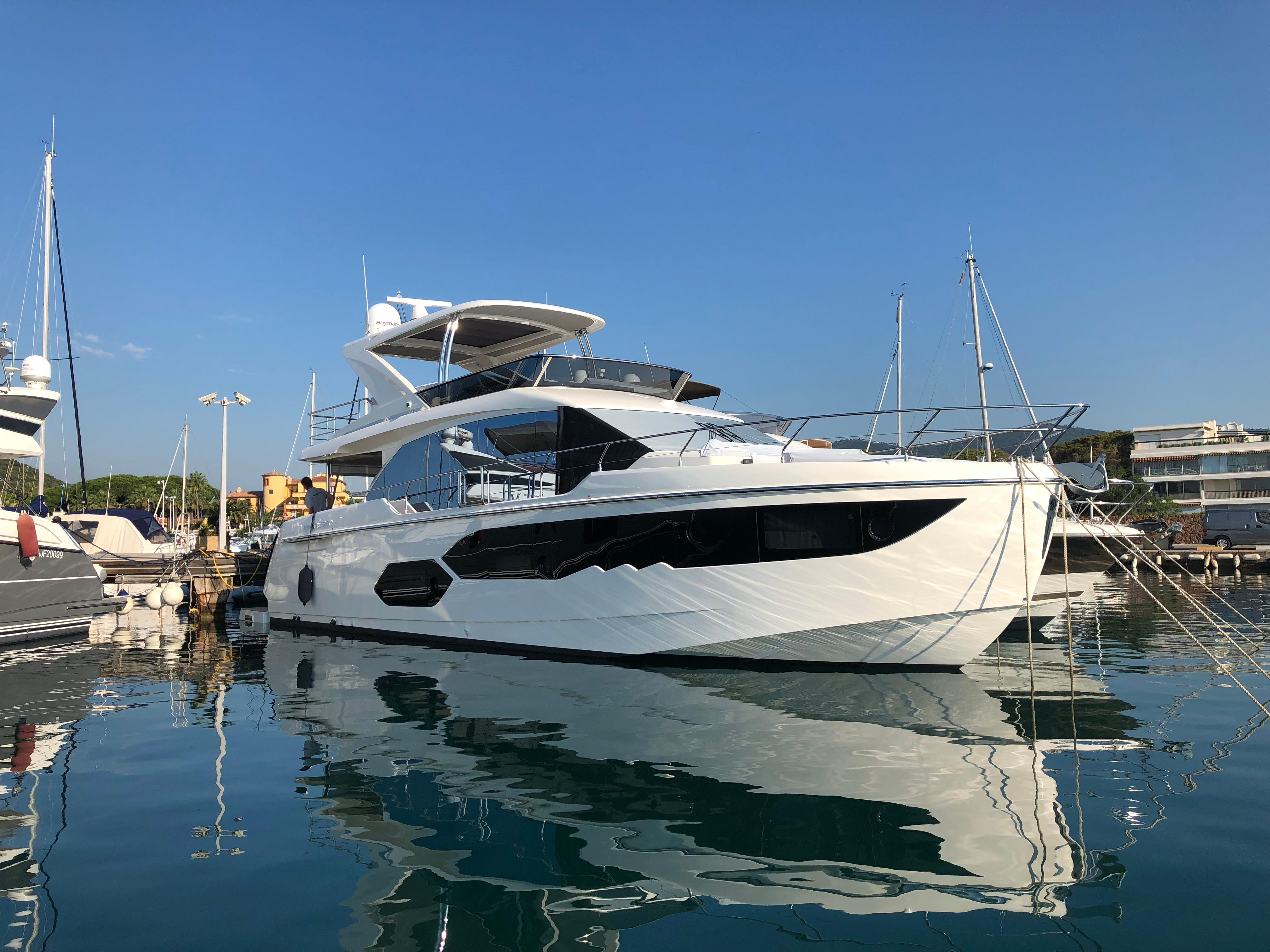 2018 Absolute 58 FLY Cruiser for sale - YachtWorld