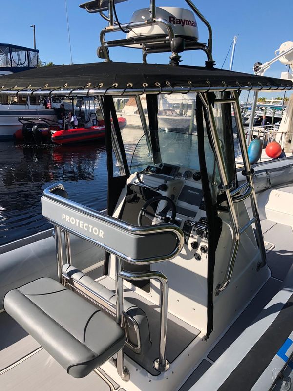 2008 Protector 28 Center Console - Weber Yachts
