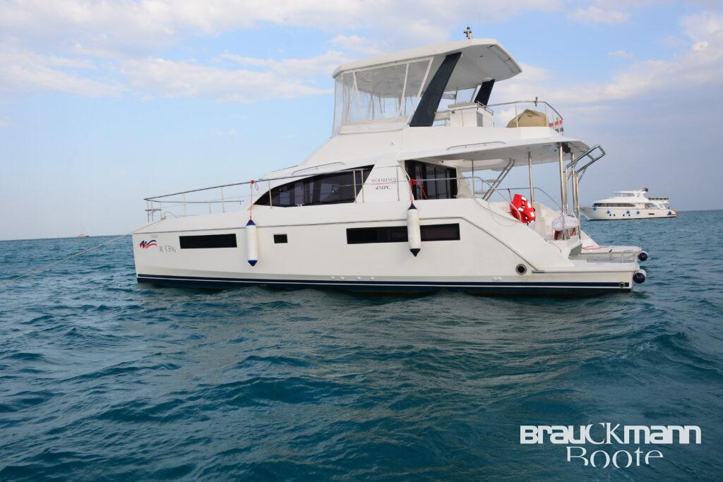 Used 2017 Leopard Leopard 43 Powercat | TopBoats