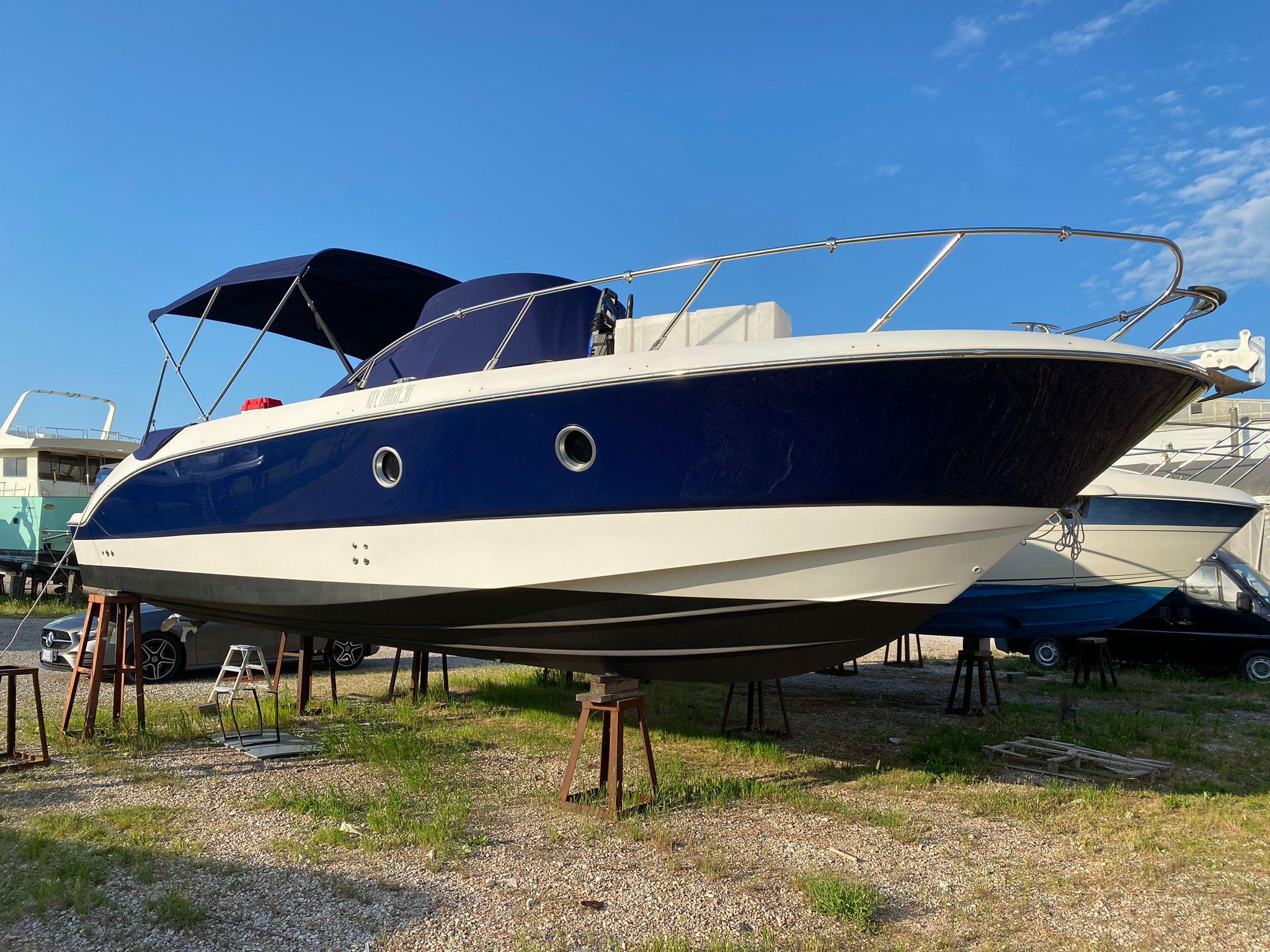 2010 Sessa Marine Key Largo 30 Motor Yachts for sale - YachtWorld