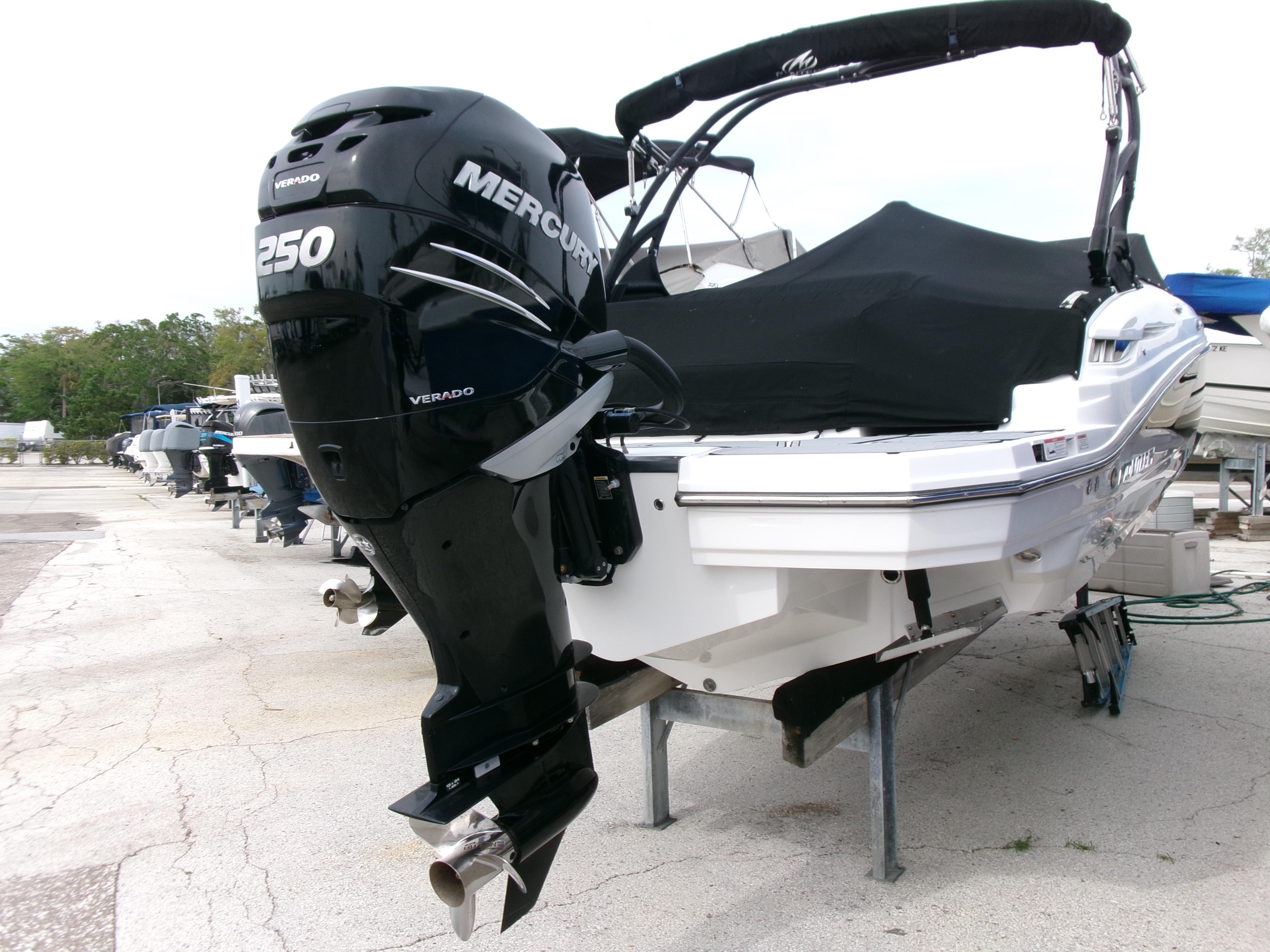 2018 Monterey M45 Deck for sale - YachtWorld