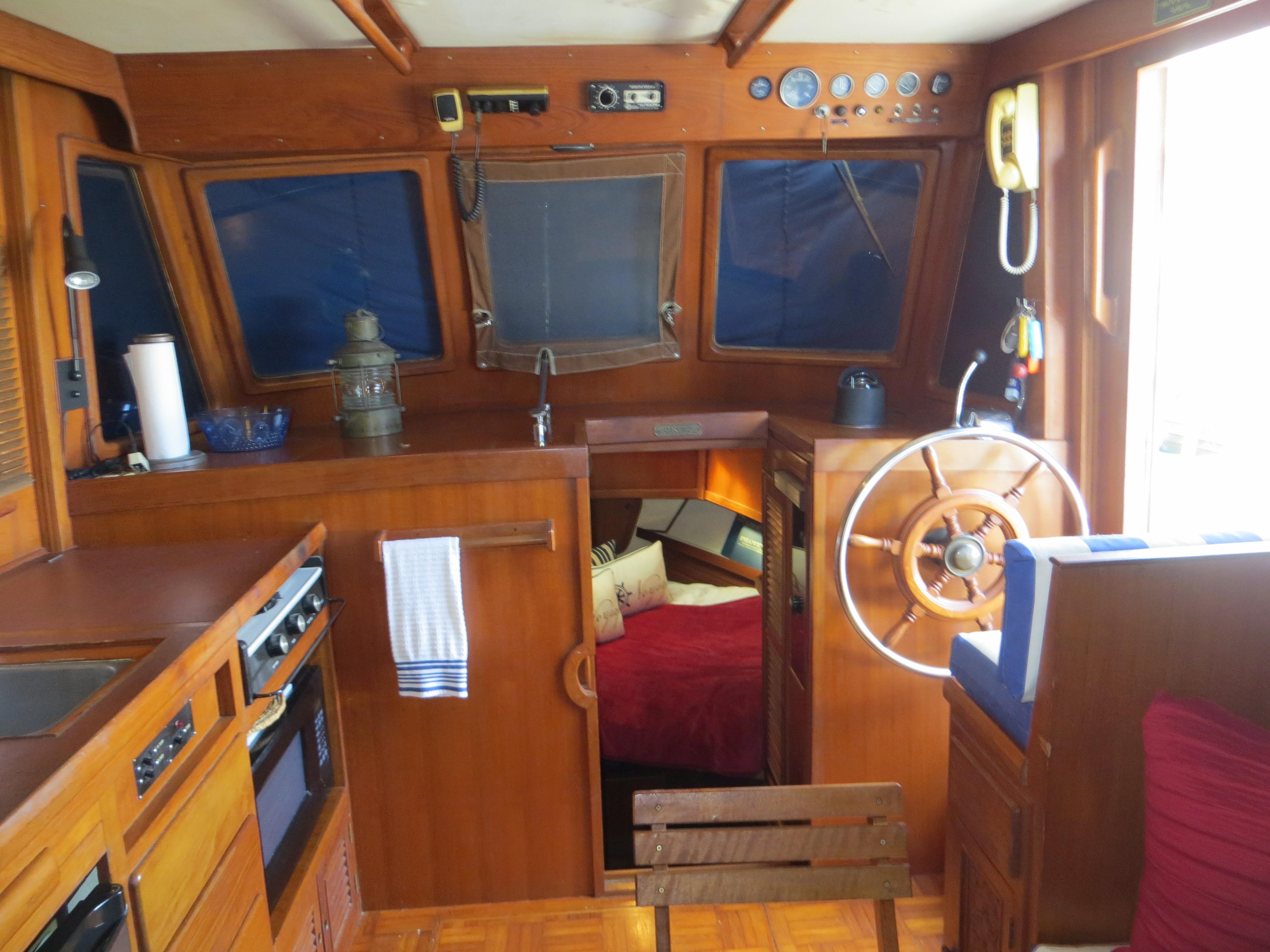 1984 CHB 34 DOUBLE CABIN Trawler for sale - YachtWorld